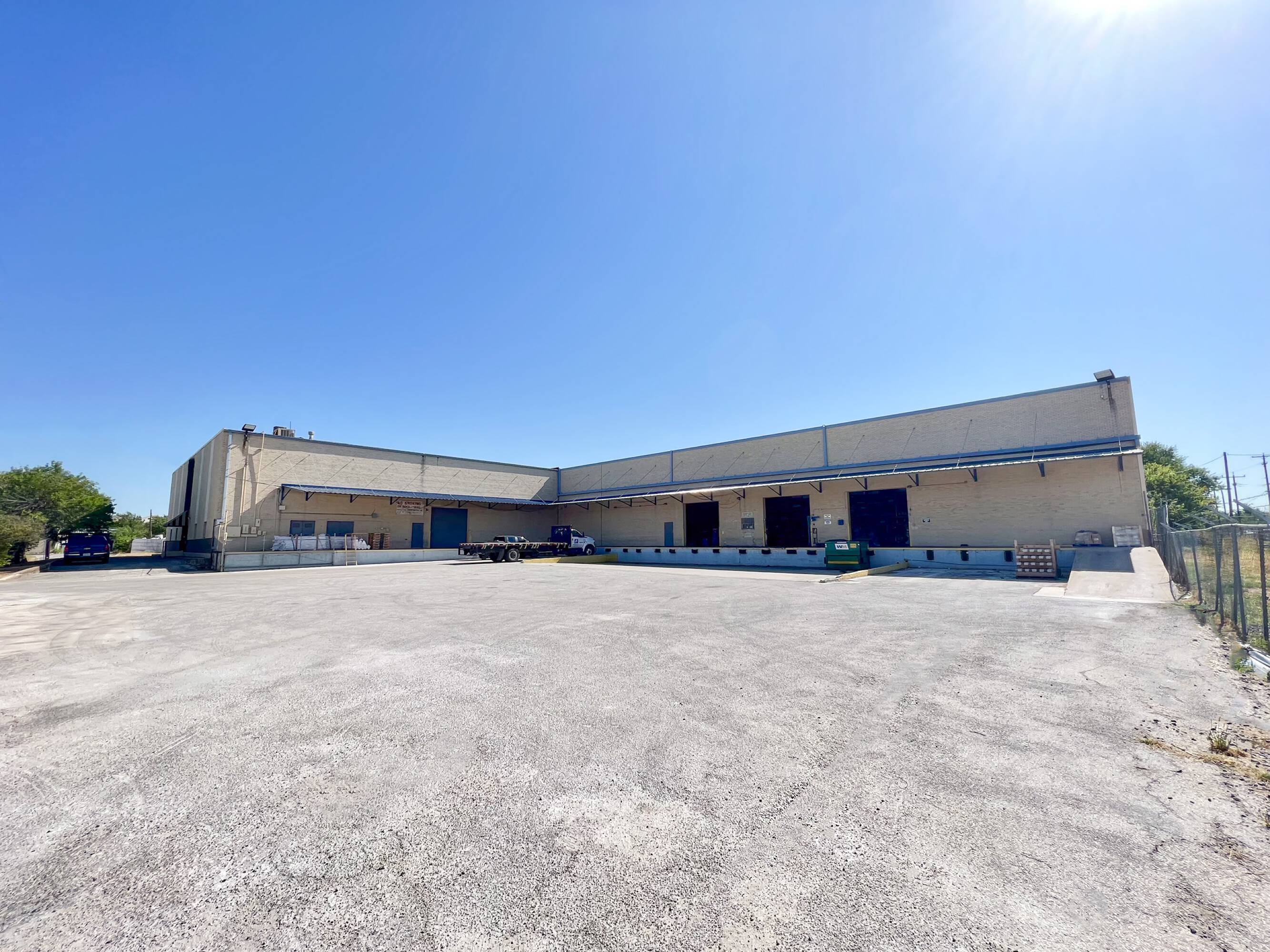 4410 DIVIDEND San Antonio TX 78219-2639 APN: 516658 | Crexi.com