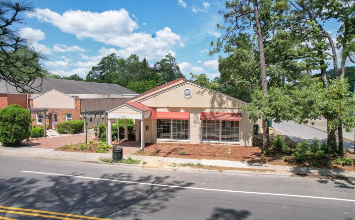 650 SW Broad St, Southern Pines, NC 28387 | Crexi.com