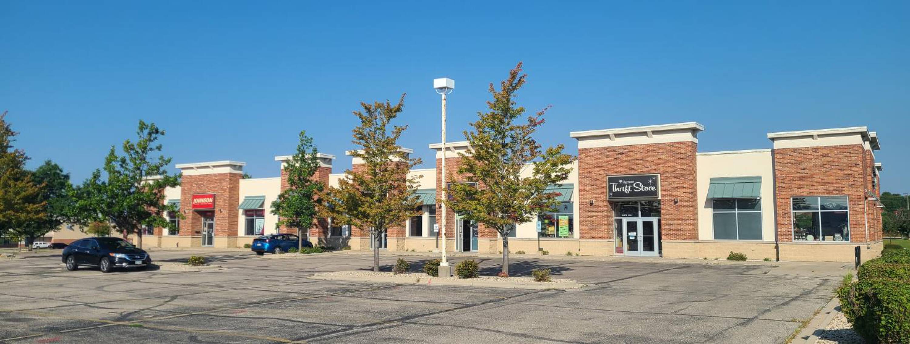 2358 E Springs Dr, Madison, WI 53704 | Crexi.com