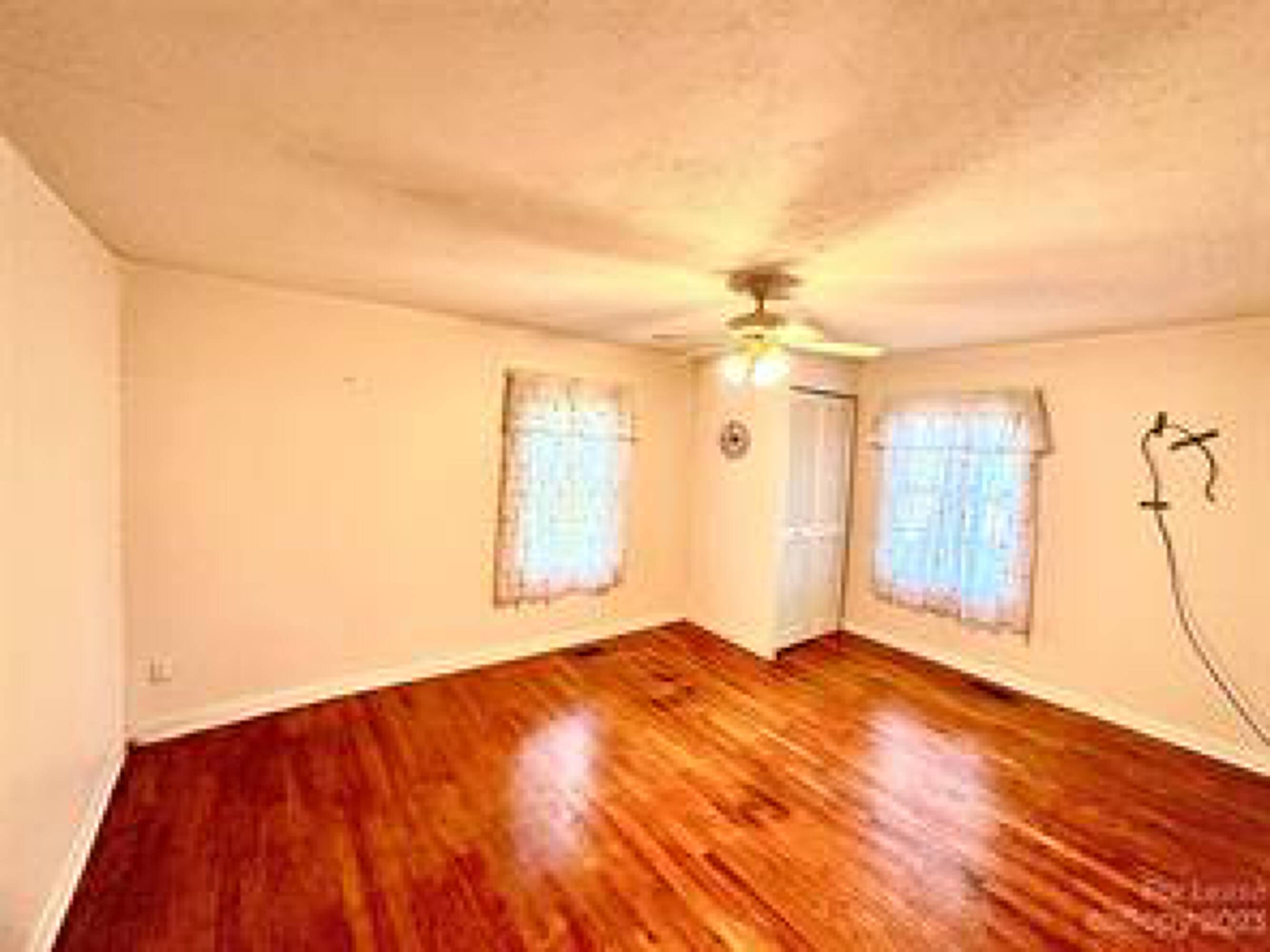 www.crexi.com - The Commercial Real Estate Exchange