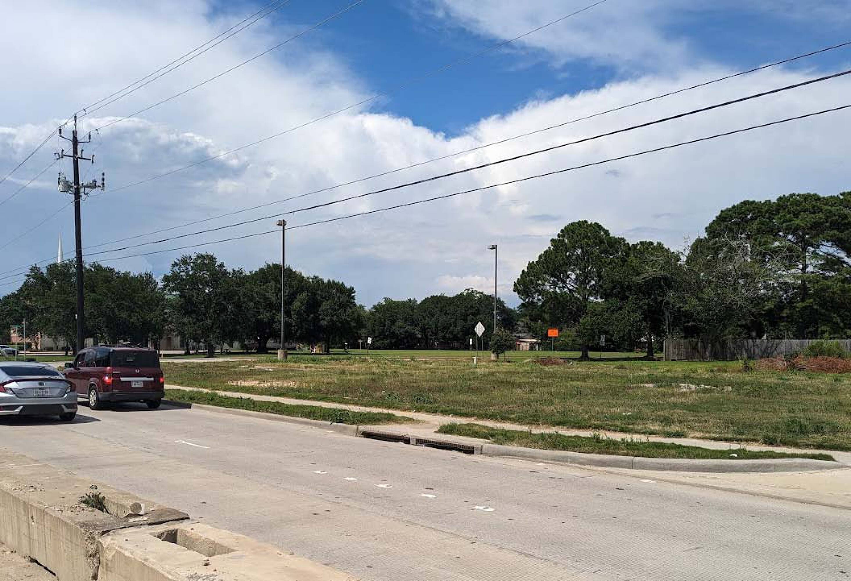 1418 Bayport Blvd, El Lago, TX 77586 | Crexi.com