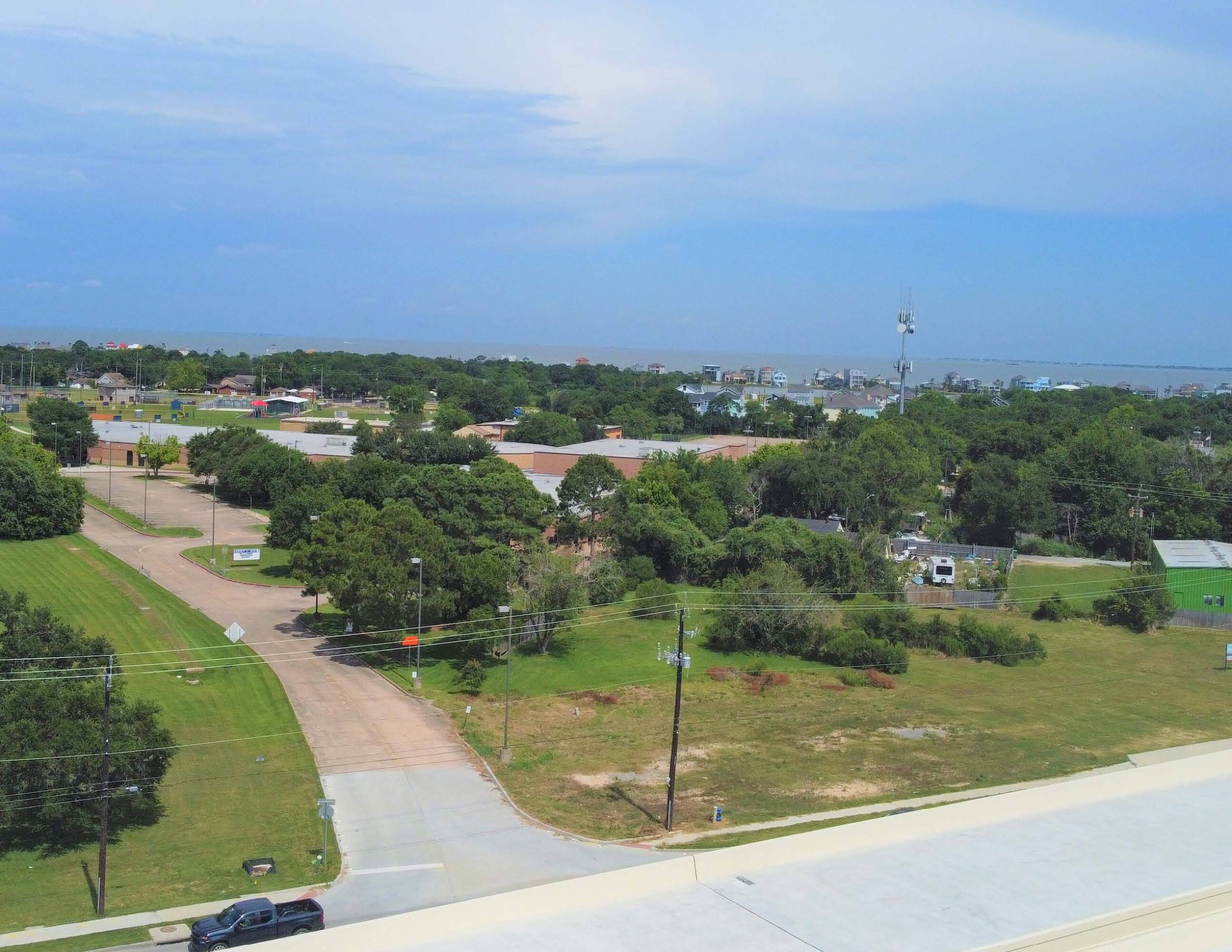 1418 Bayport Blvd, El Lago, TX 77586 | Crexi.com