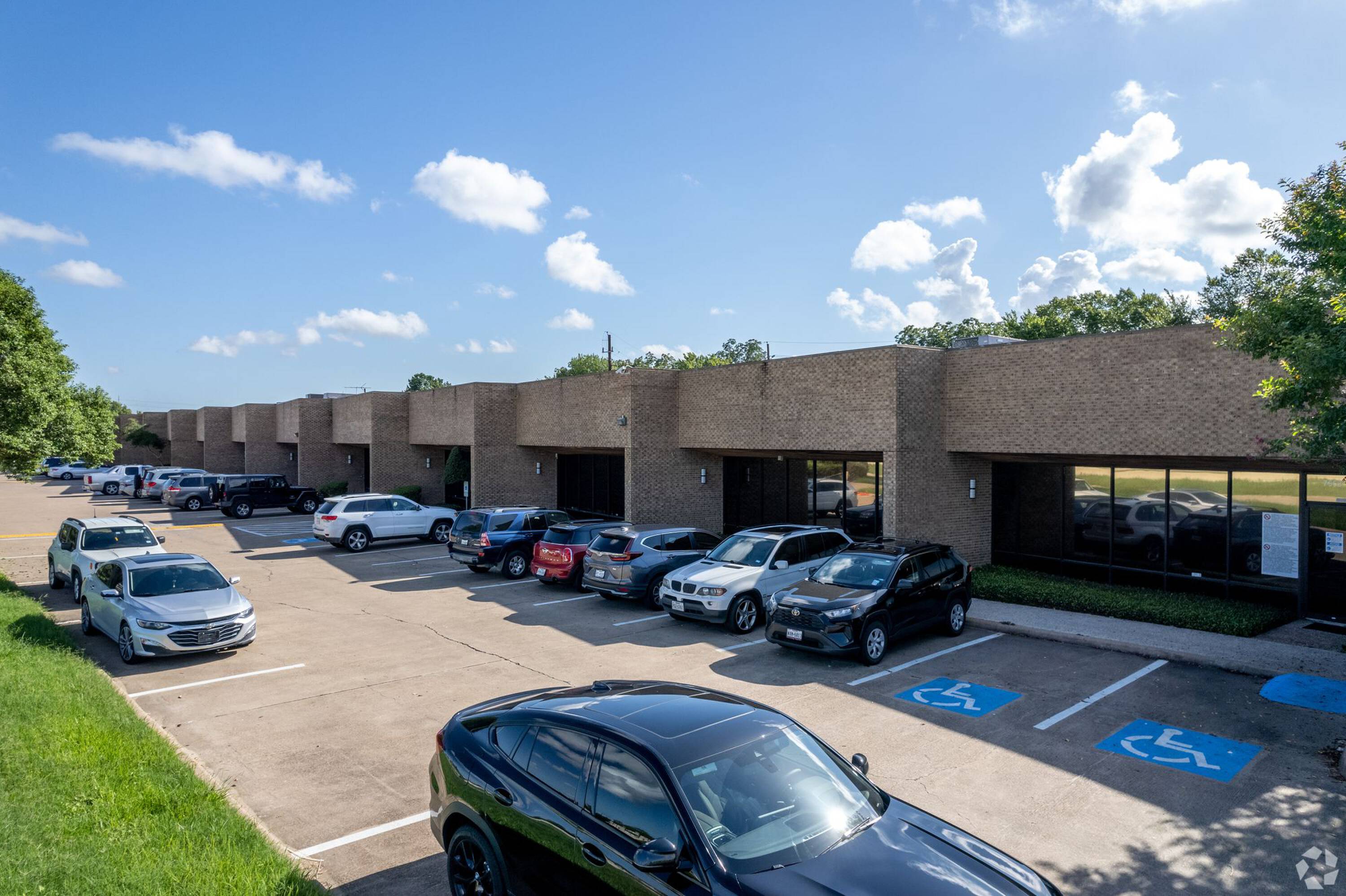 7505-7563 South Fwy, Houston, TX 77021 | Crexi.com