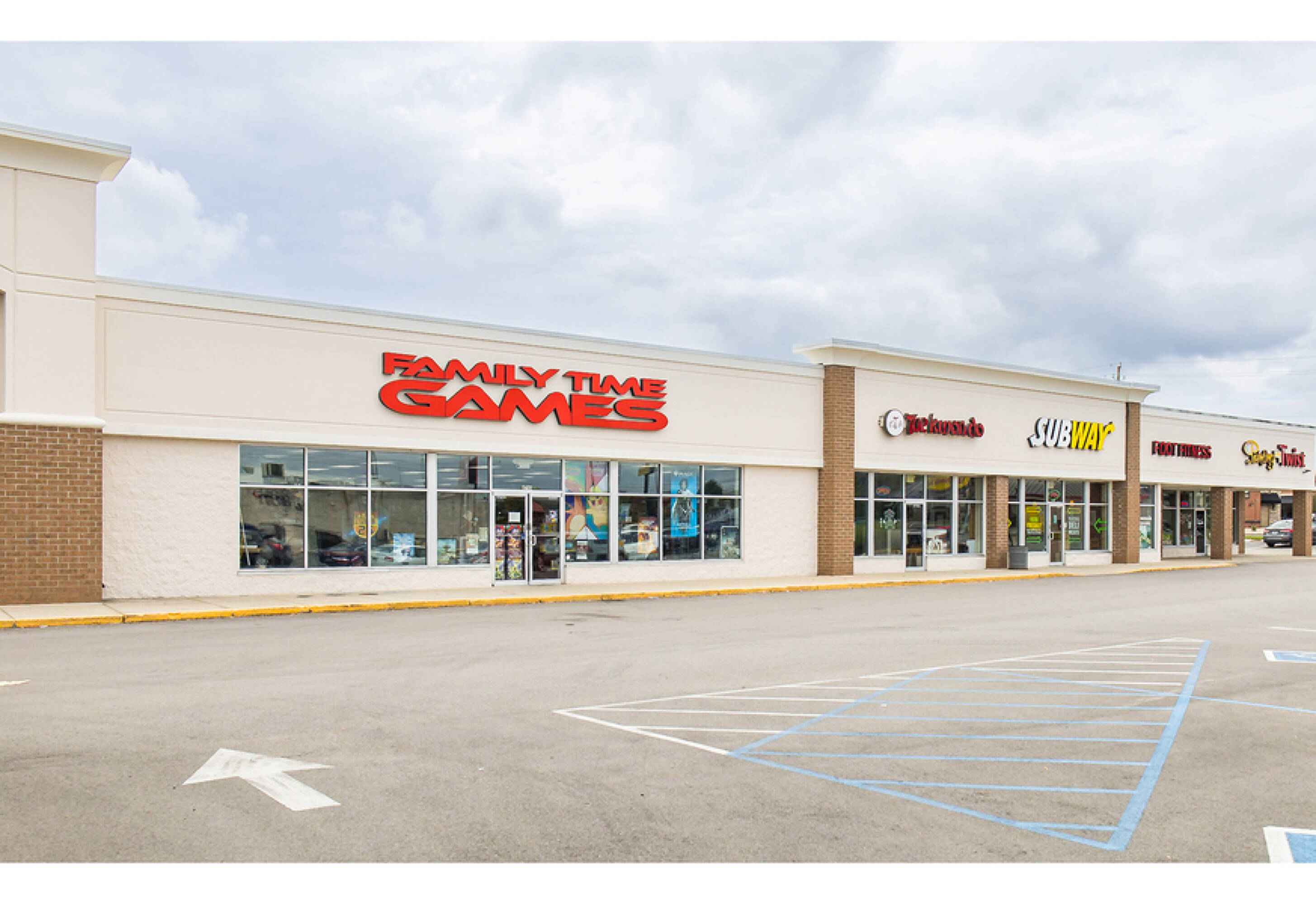 8752 N Michigan Rd, Indianapolis, IN 46268 | Crexi.com