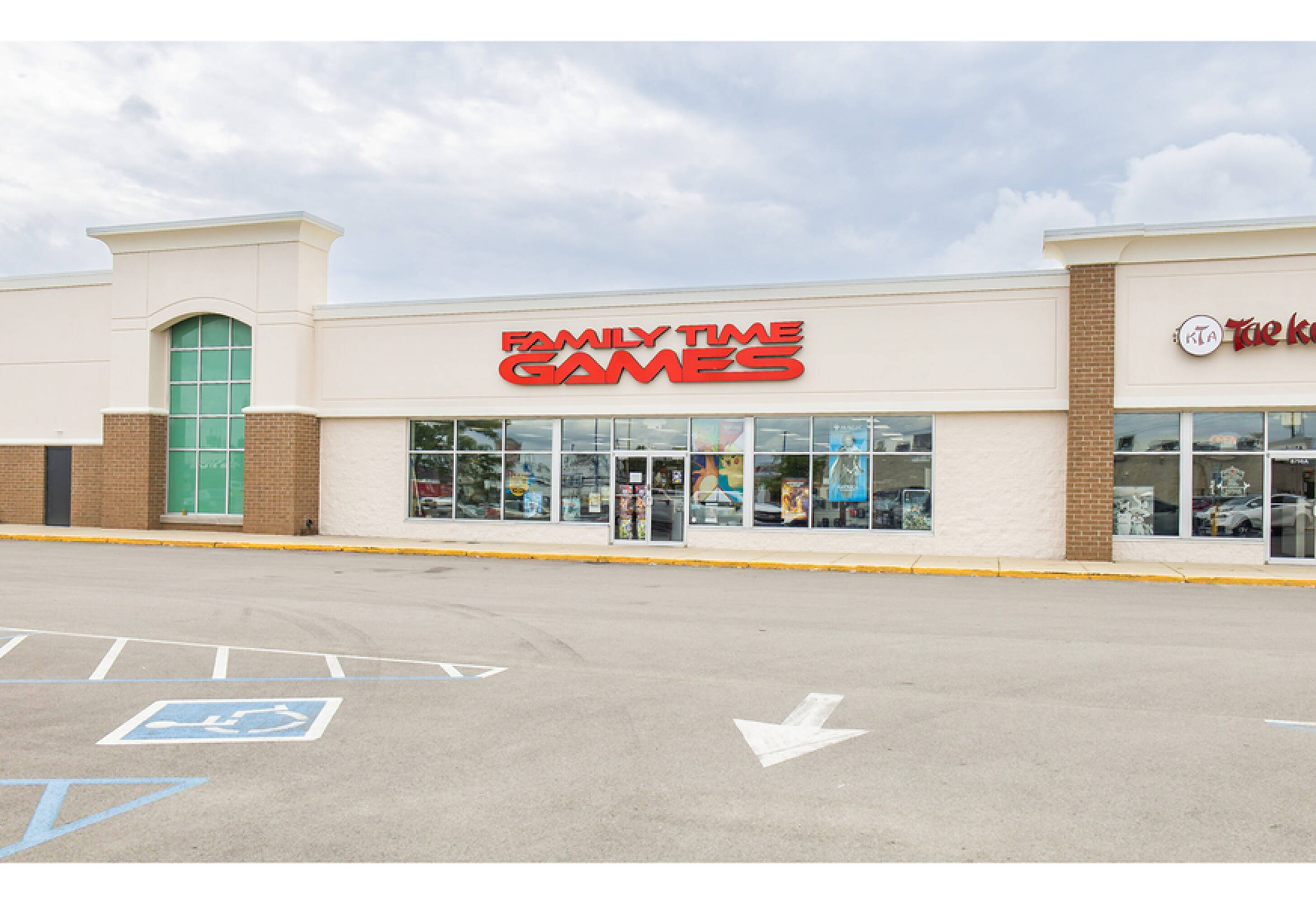 8752 N Michigan Rd, Indianapolis, IN 46268 | Crexi.com