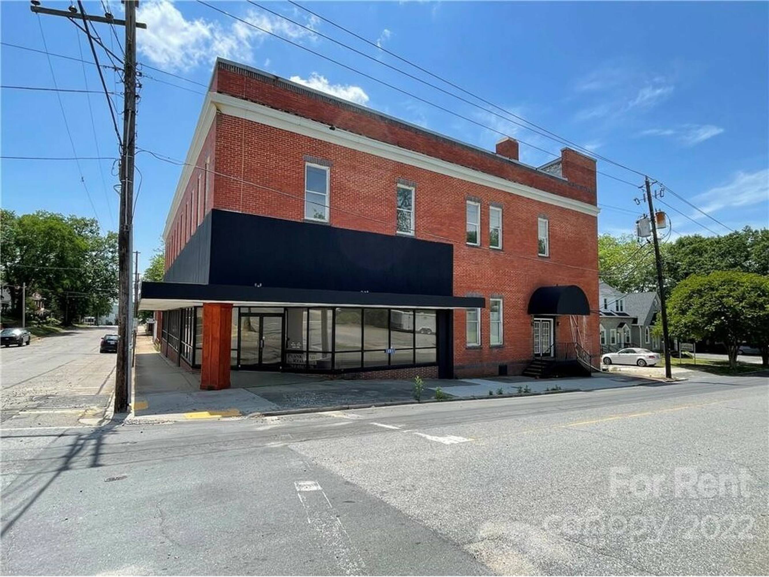 201 W MORGAN ST Wadesboro NC 28170-2683 APN: 6474-15-64-9011 | Crexi.com