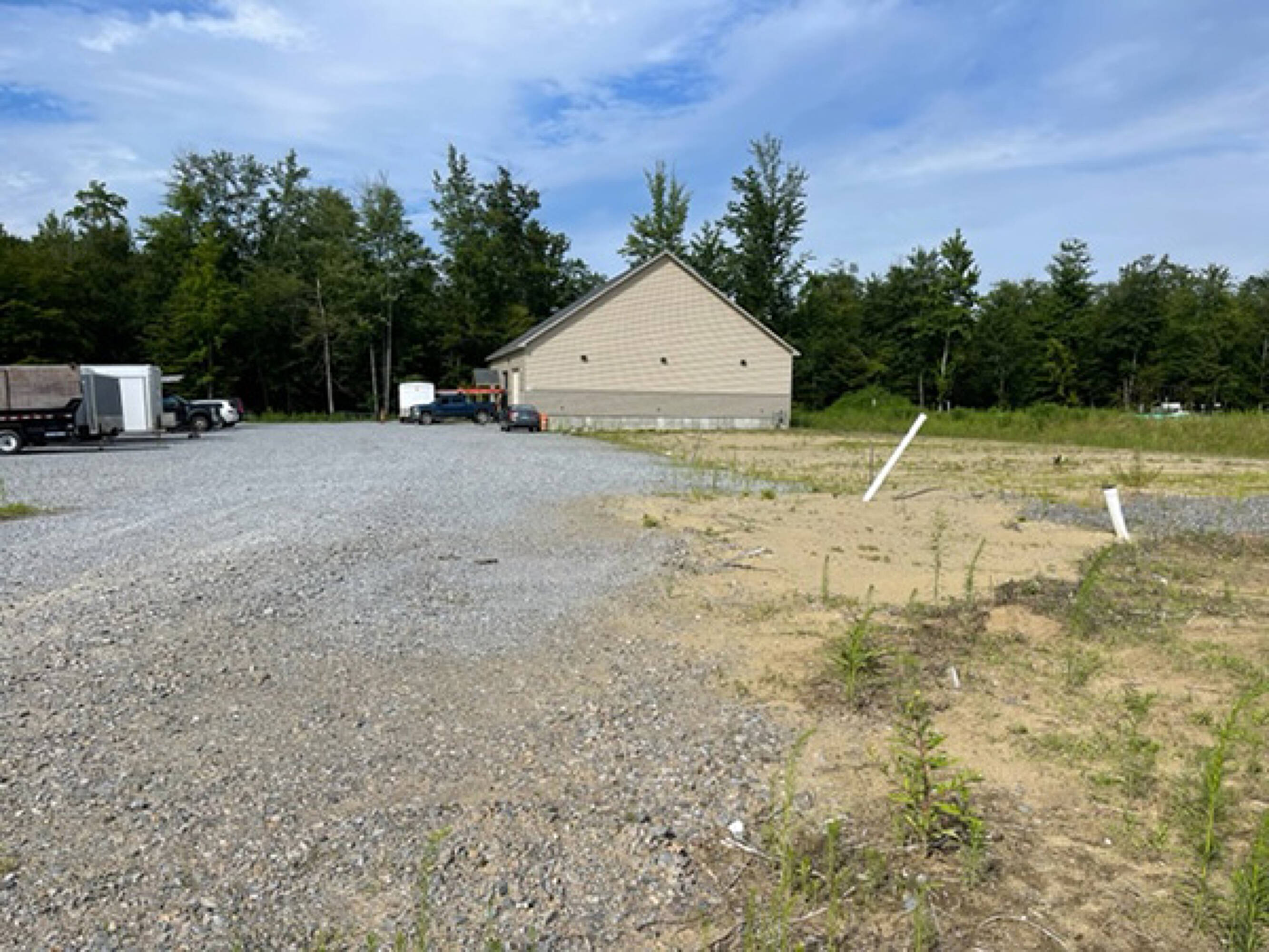 19 CORPORATE DR Essex VT 05452-4434 APN: (067) 2072003-019 | Crexi.com
