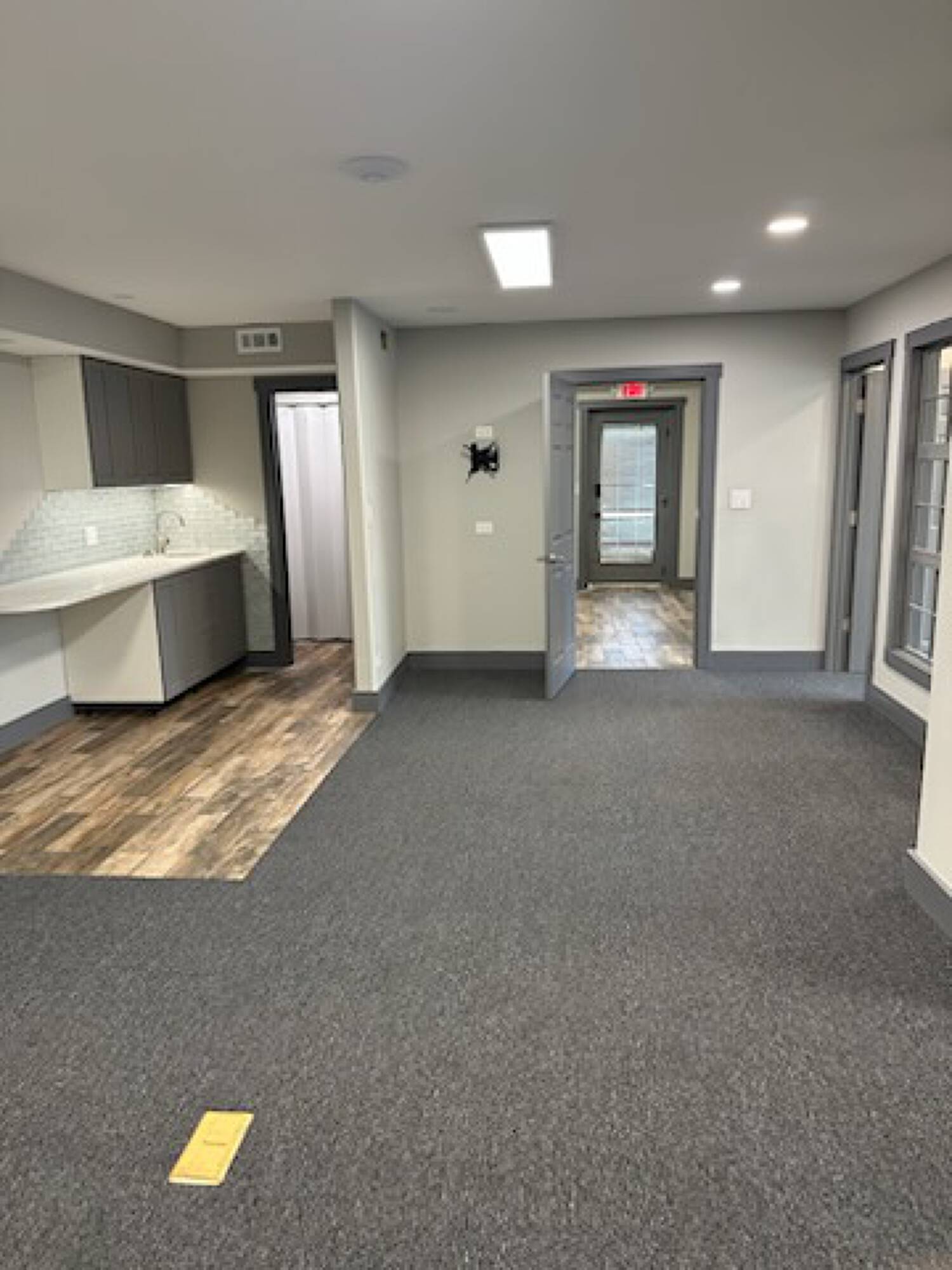 15790 New Ave, Lemont, IL 60439 | Crexi.com