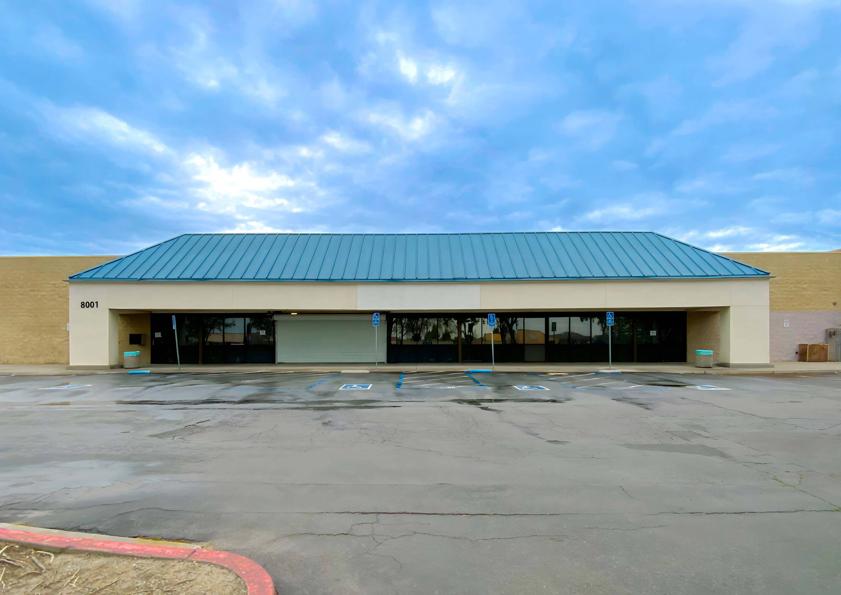 8001 West Ln, Stockton, CA 95210 | Crexi.com