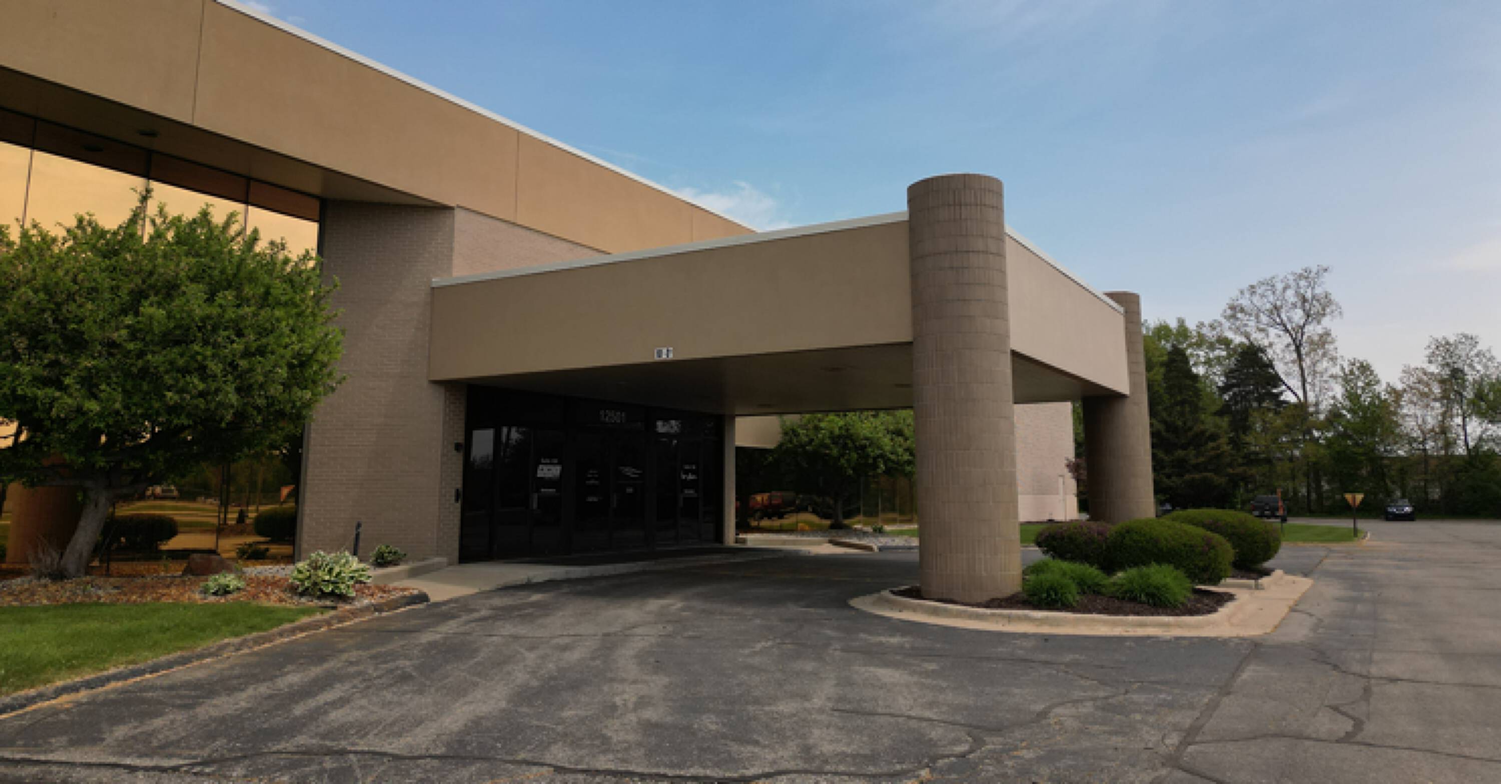 12501 E Grand River Ave, Brighton, MI 48116 | Crexi.com