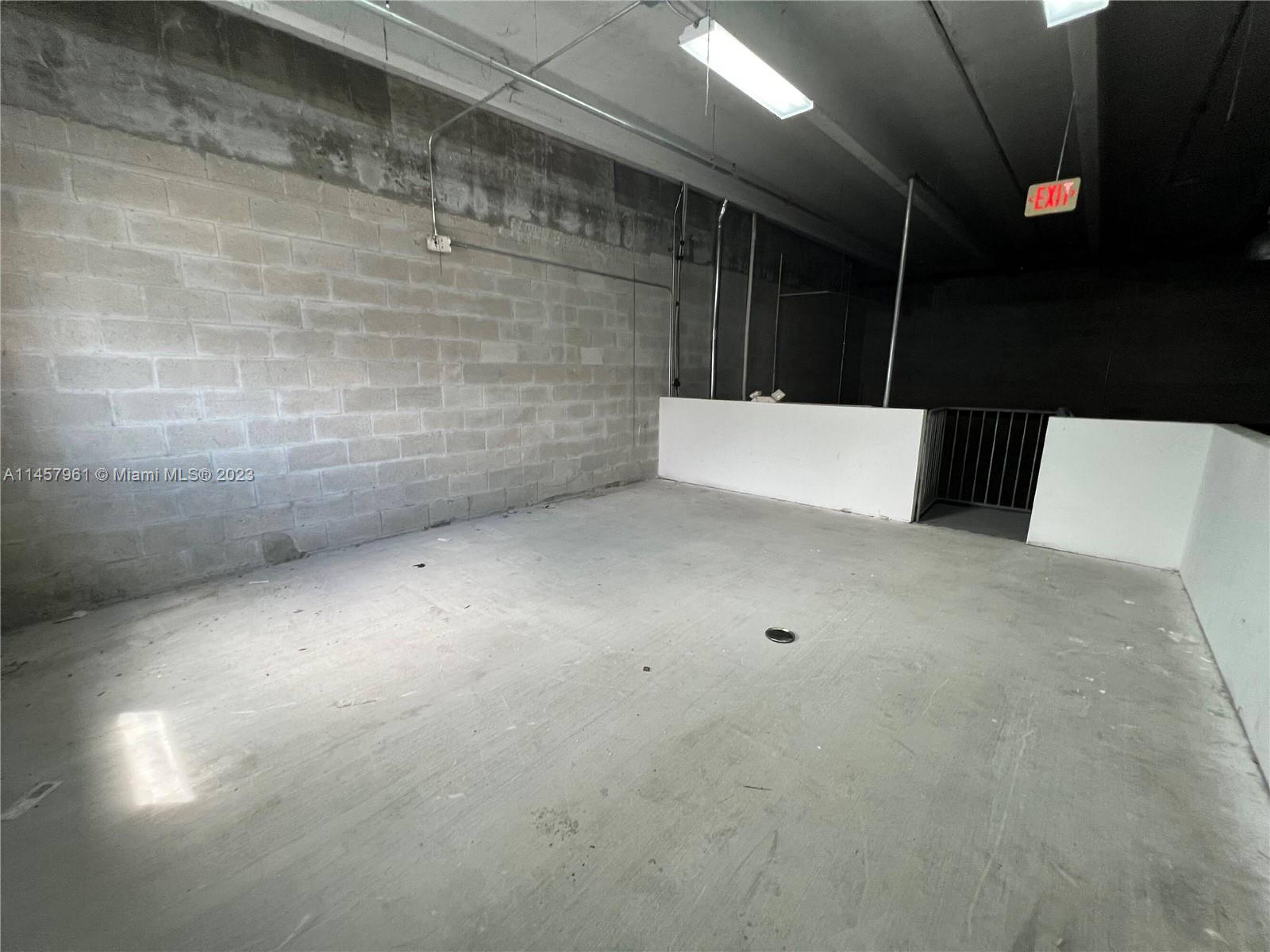 2365 NW 70th Ave # 24, Miami, FL 33122 | Crexi.com