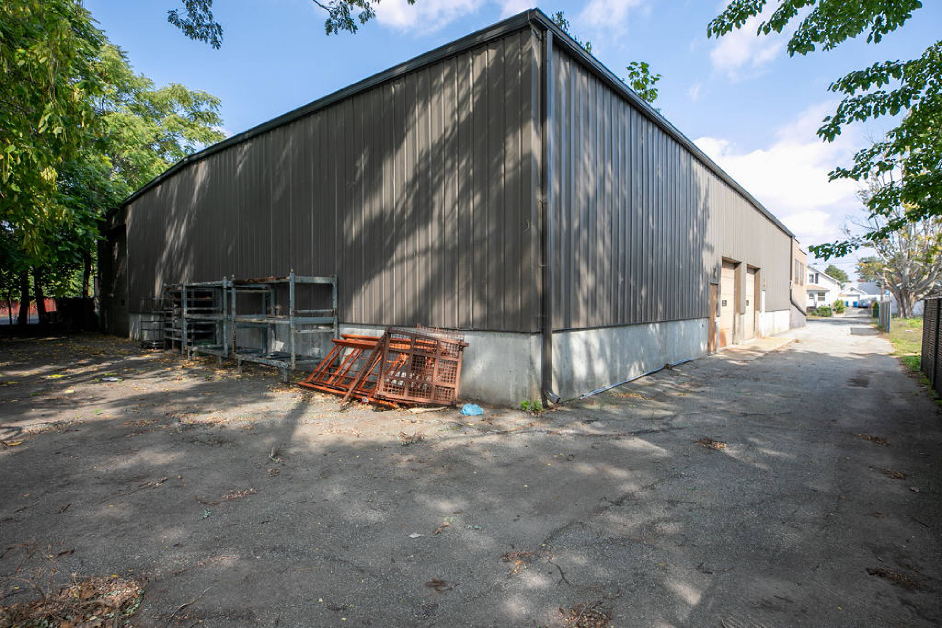 36 Roanoke Ave, West Springfield, MA 01089 | Crexi.com