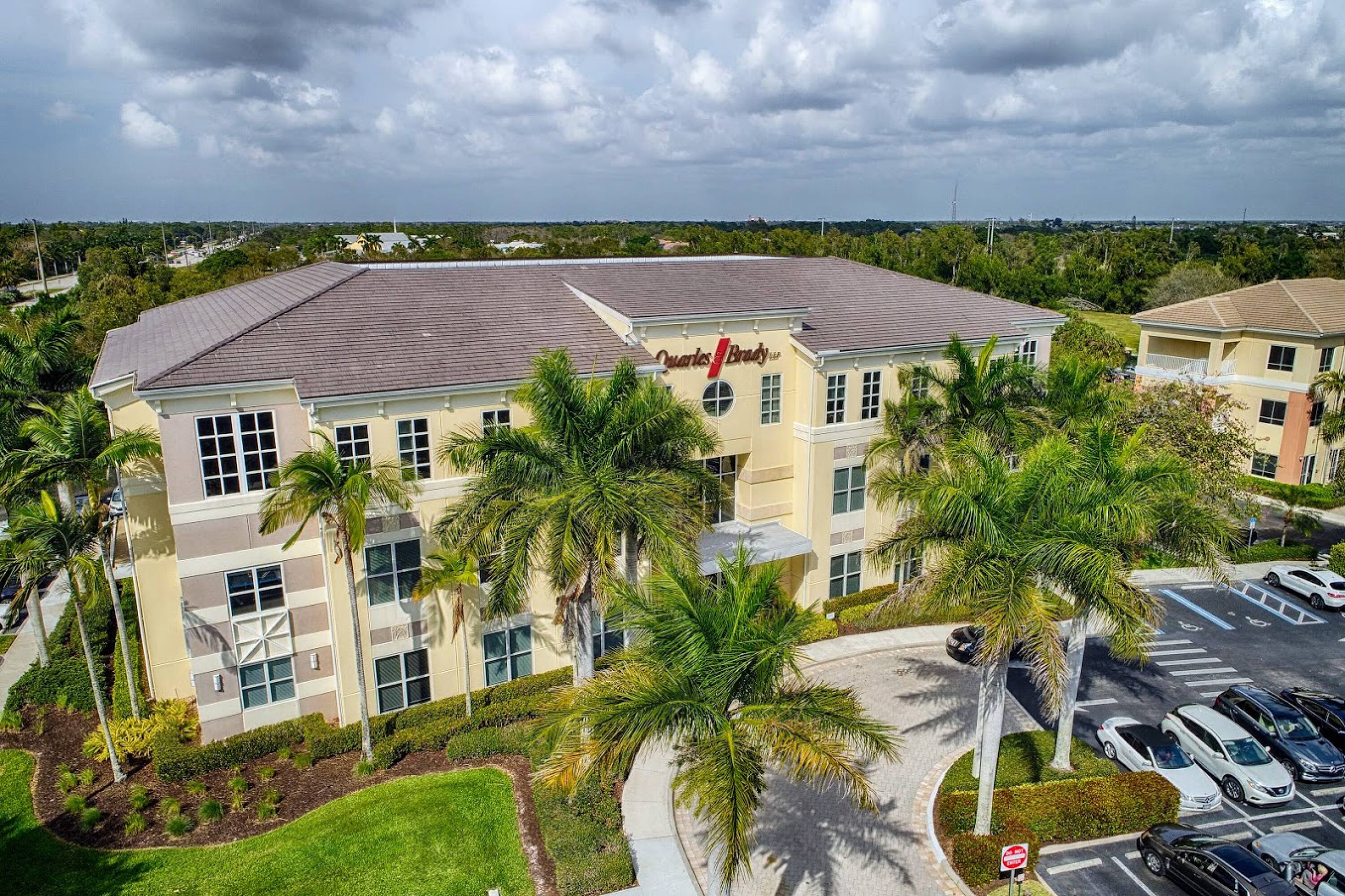 1395 Panther Lane, Naples, FL 34109 | Crexi.com