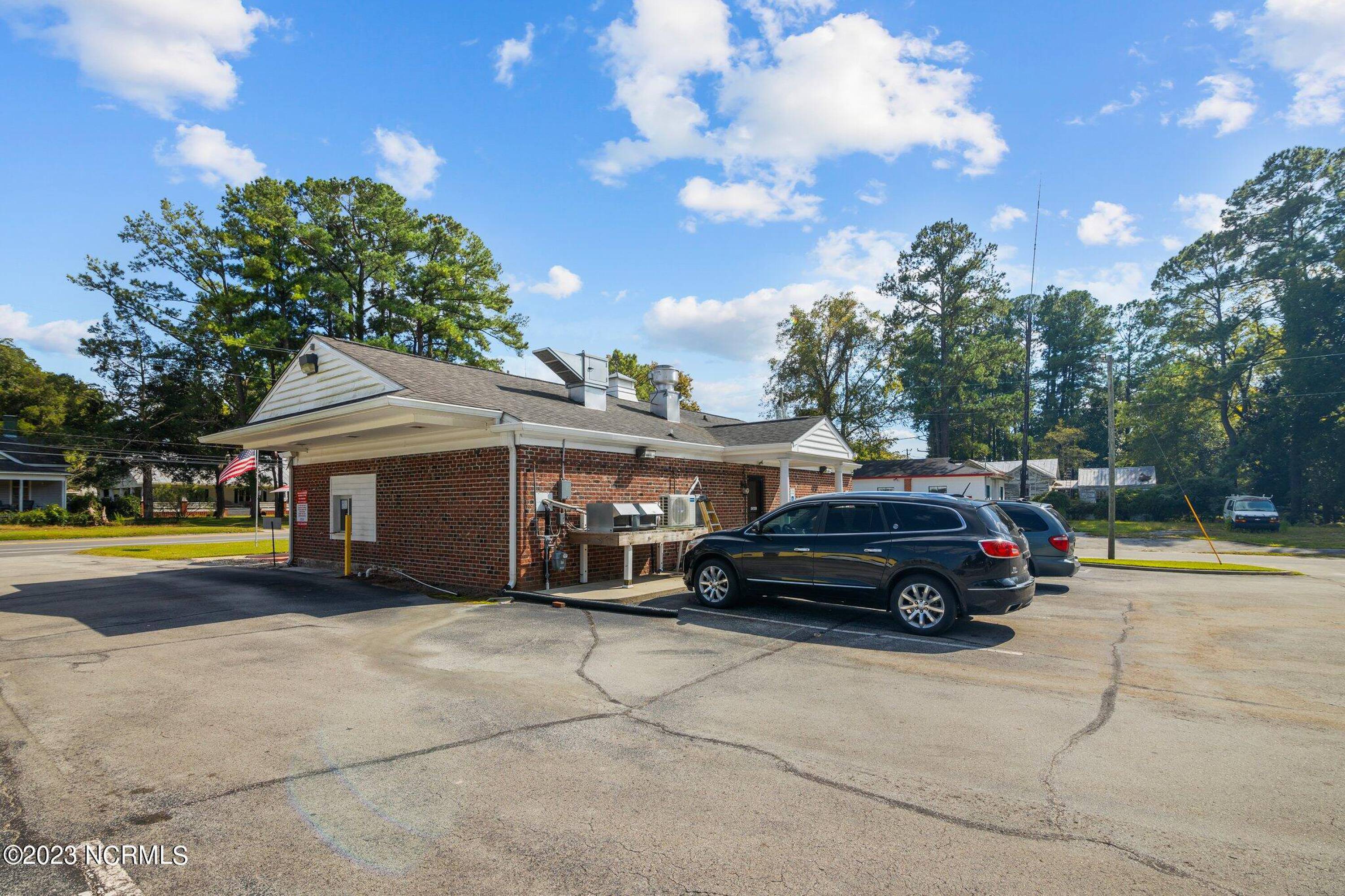 214 Main Street, Pollocksville, NC 28573 | Crexi.com