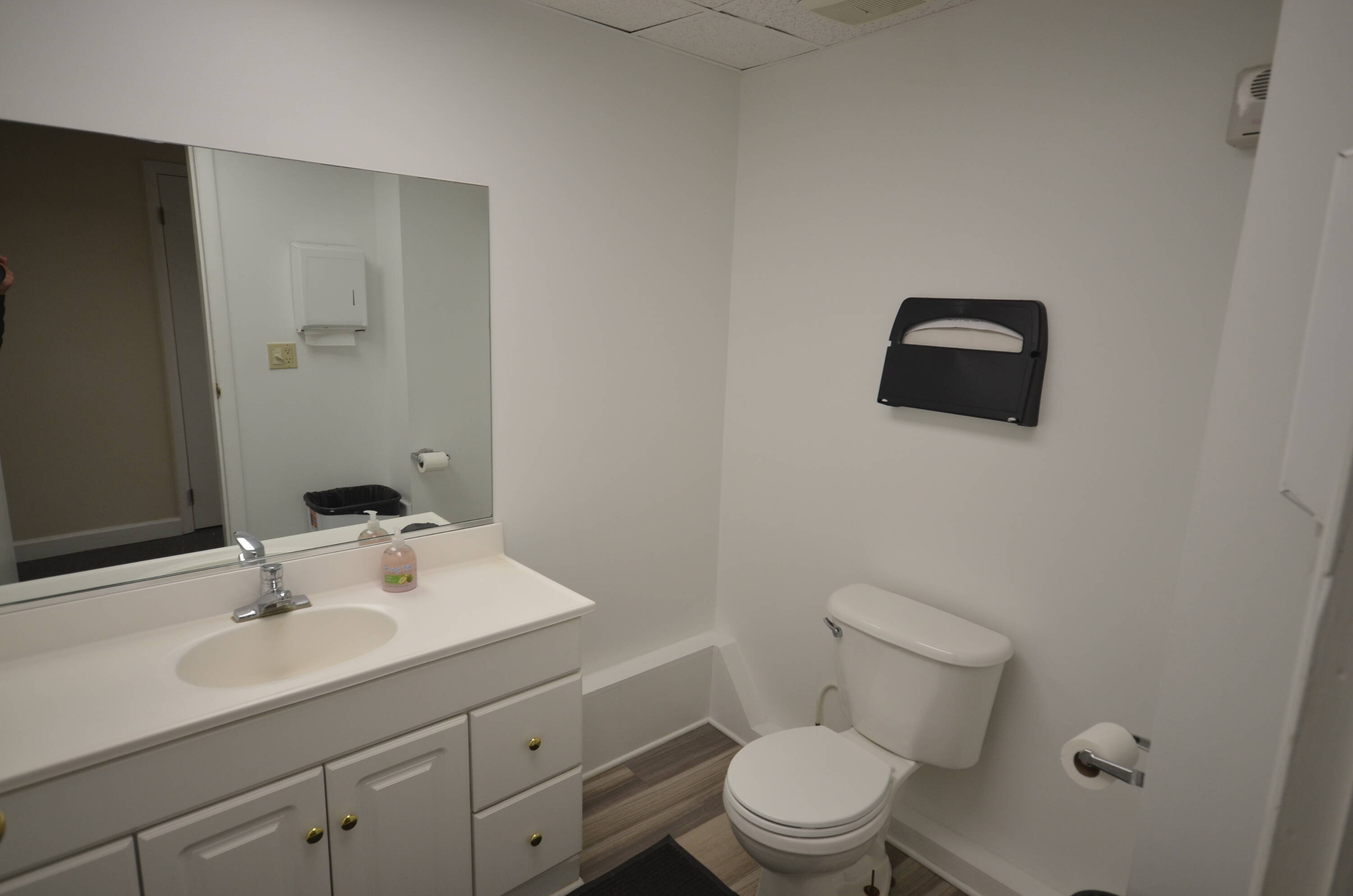 141 Broad Blvd, Cuyahoga Falls, OH 44221 | Crexi.com