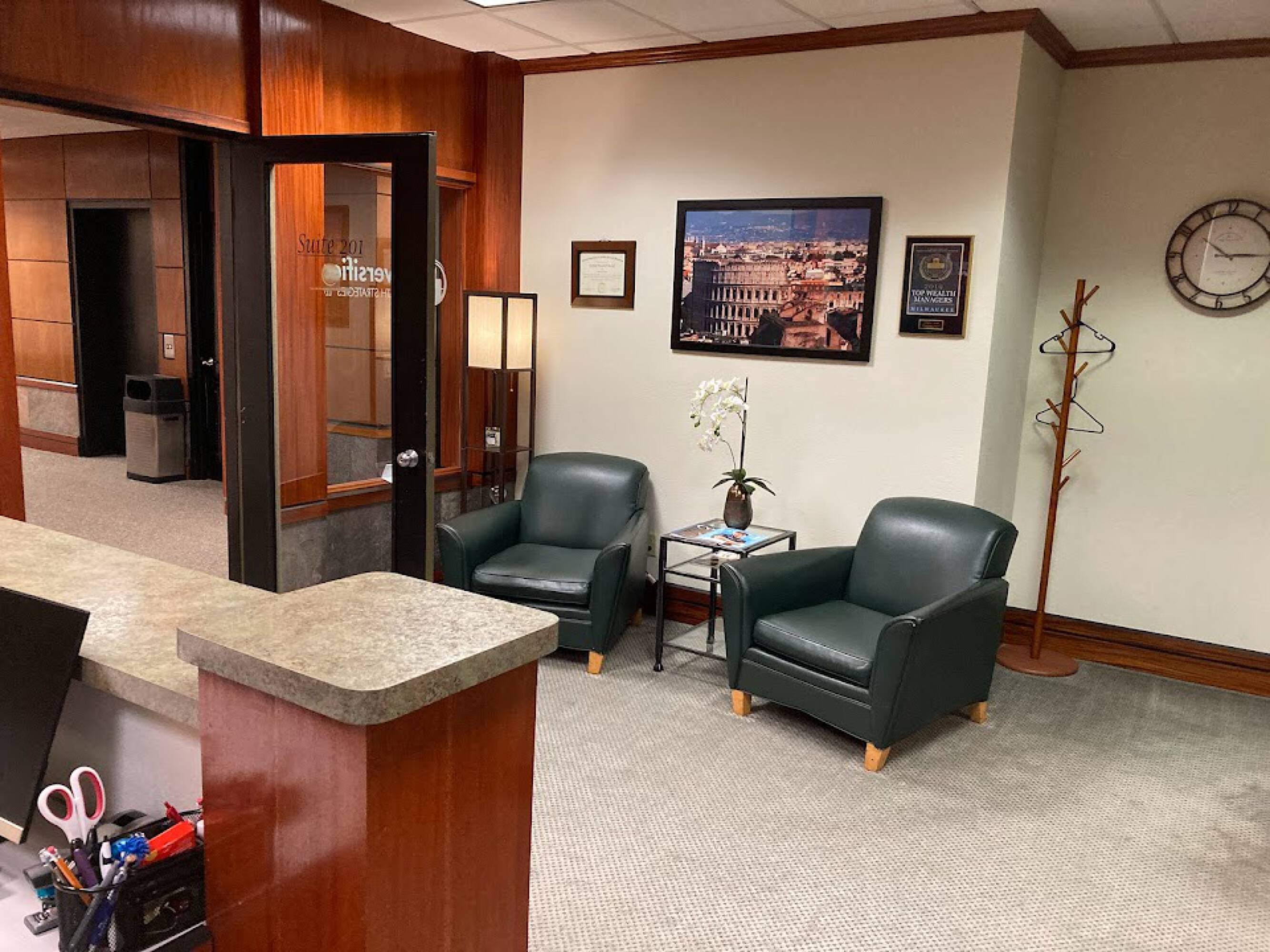 N28W23000 Roundy Dr, Pewaukee, WI 53072 | Crexi.com