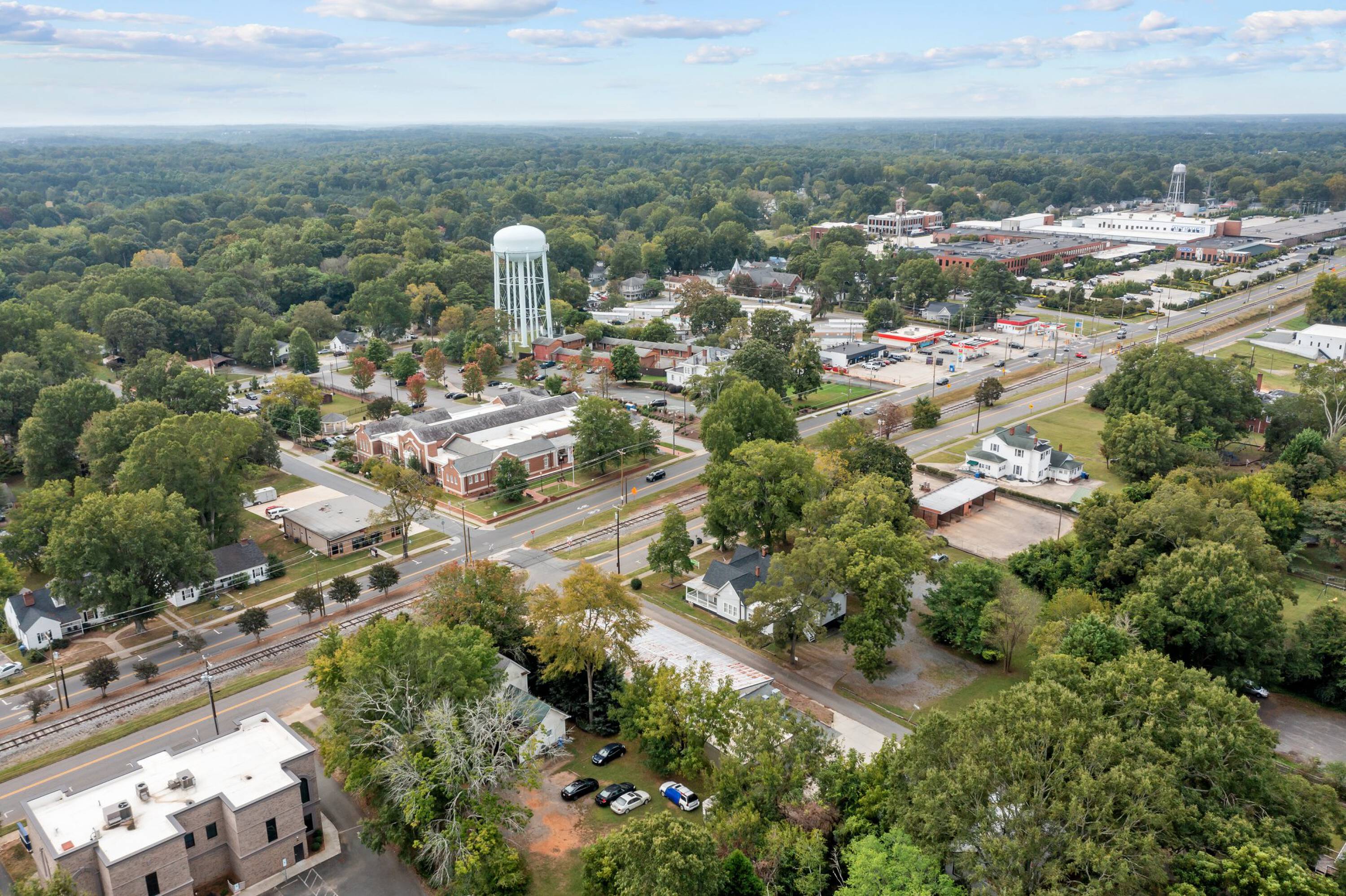 275 S Broad St, Mooresville, NC 28115 | Crexi.com