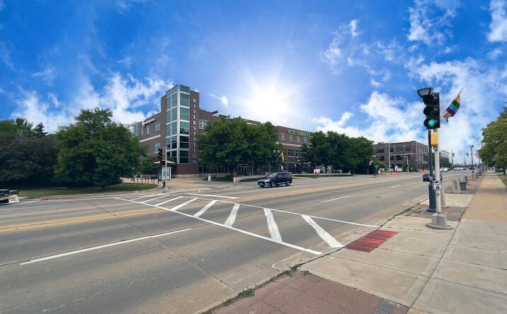 1601 RIVER Drive, Moline, IL 61265 | Crexi.com