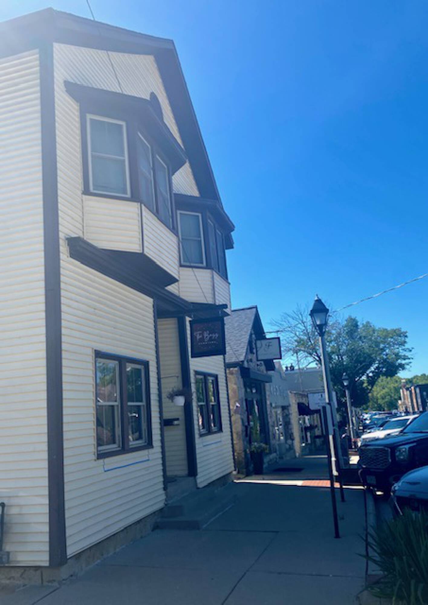 638 Milwaukee St, Delafield, WI 53018 | Crexi.com