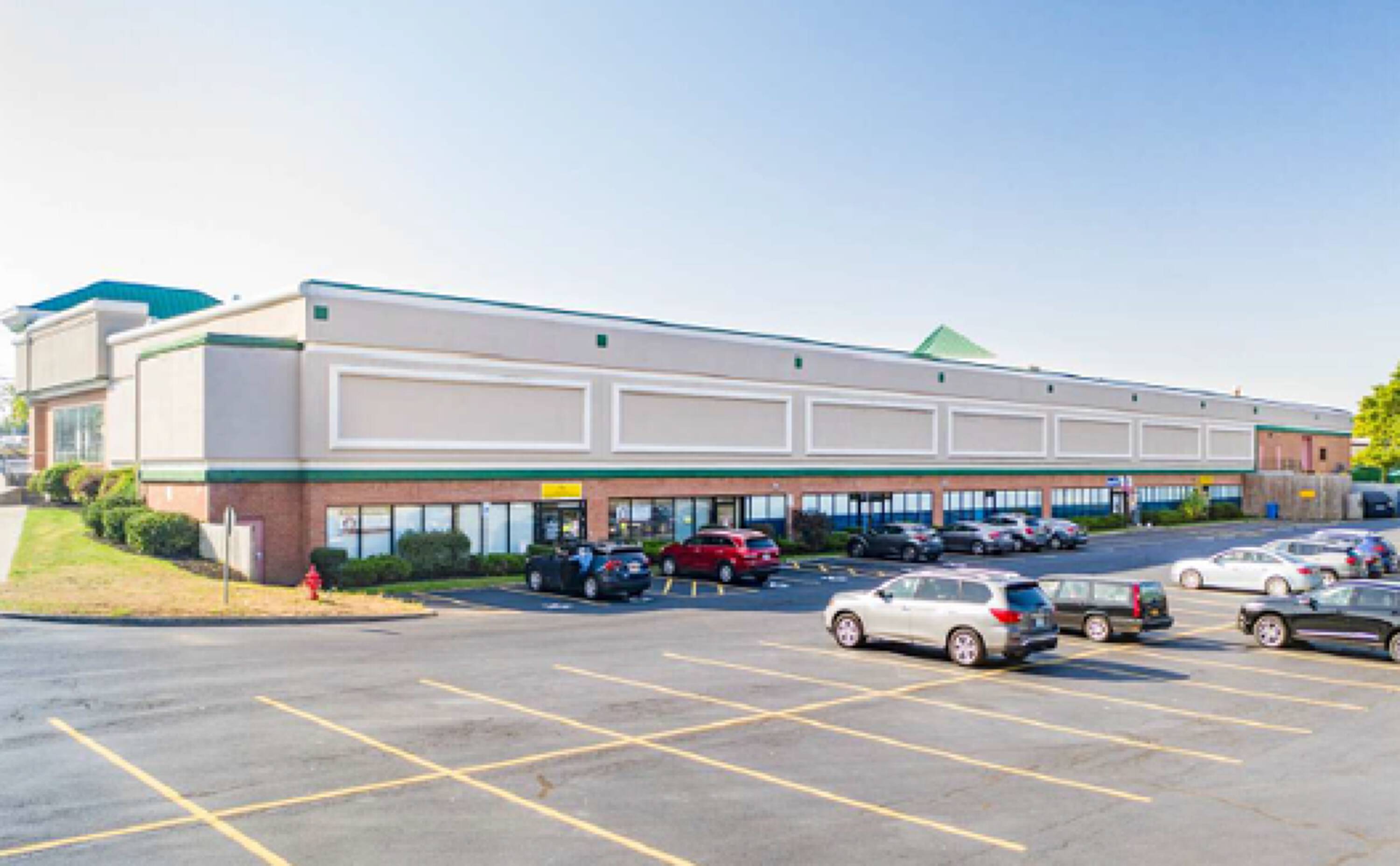 1850 E RIDGE RD Rochester NY 14622-2448 APN: 077.17-4-21.1 | Crexi.com