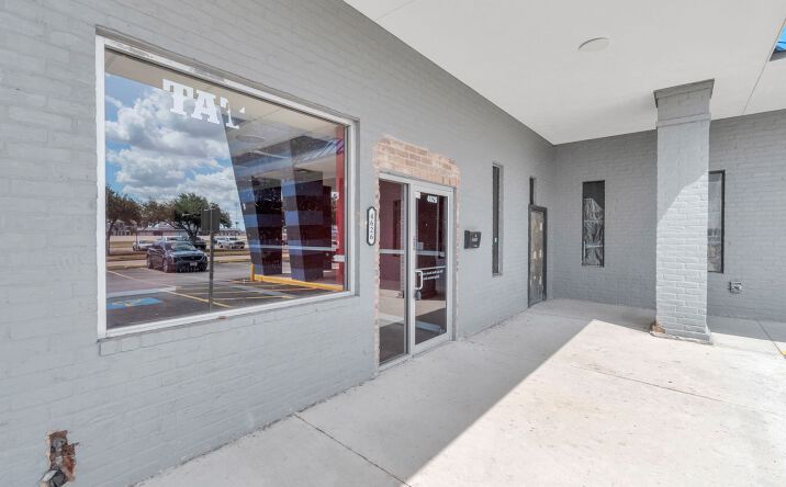 4622 Dacoma St, Houston, TX 77092 | Crexi.com