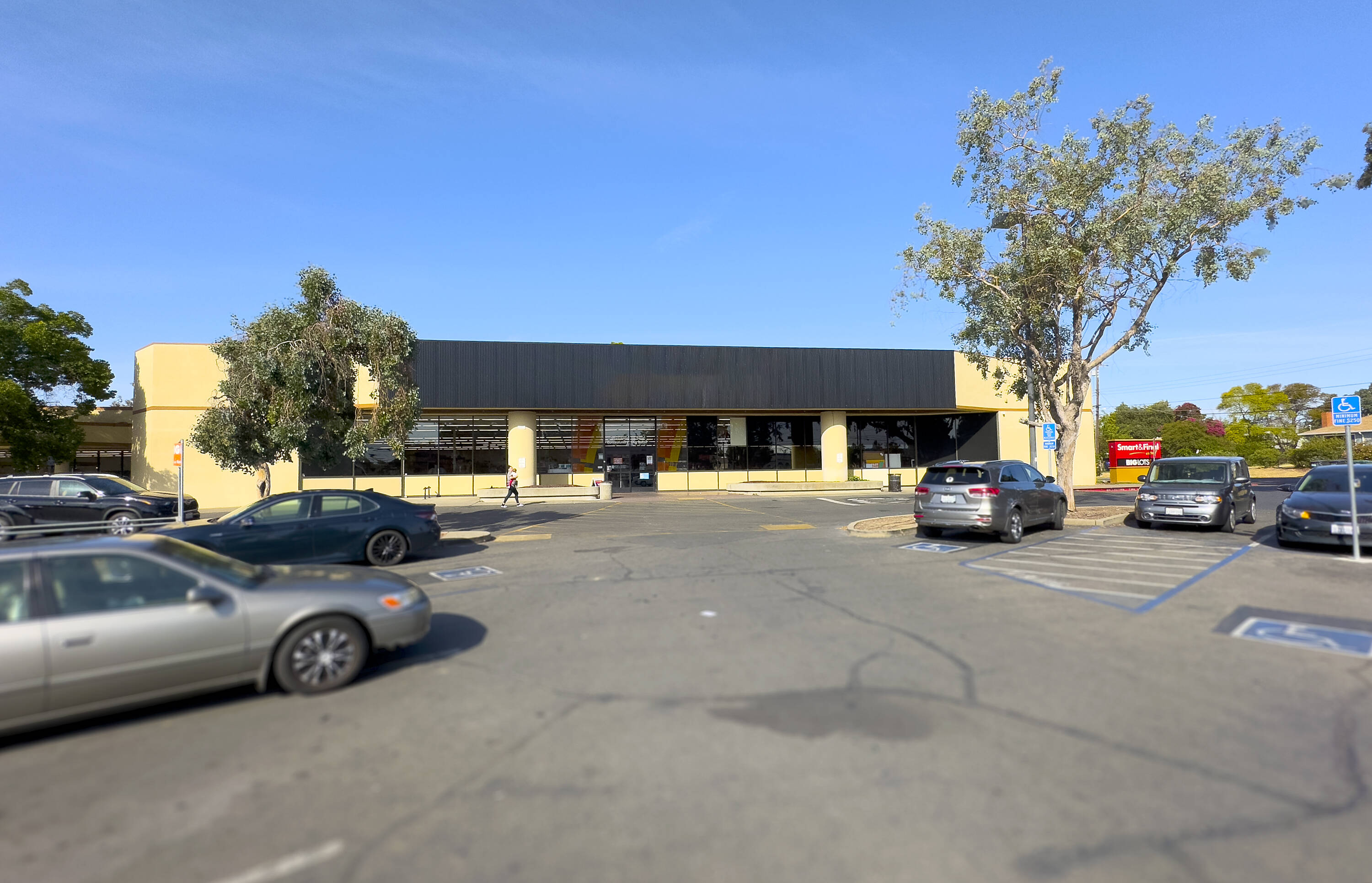 7241 Fair Oaks Blvd, Carmichael, CA 95608 | Crexi.com