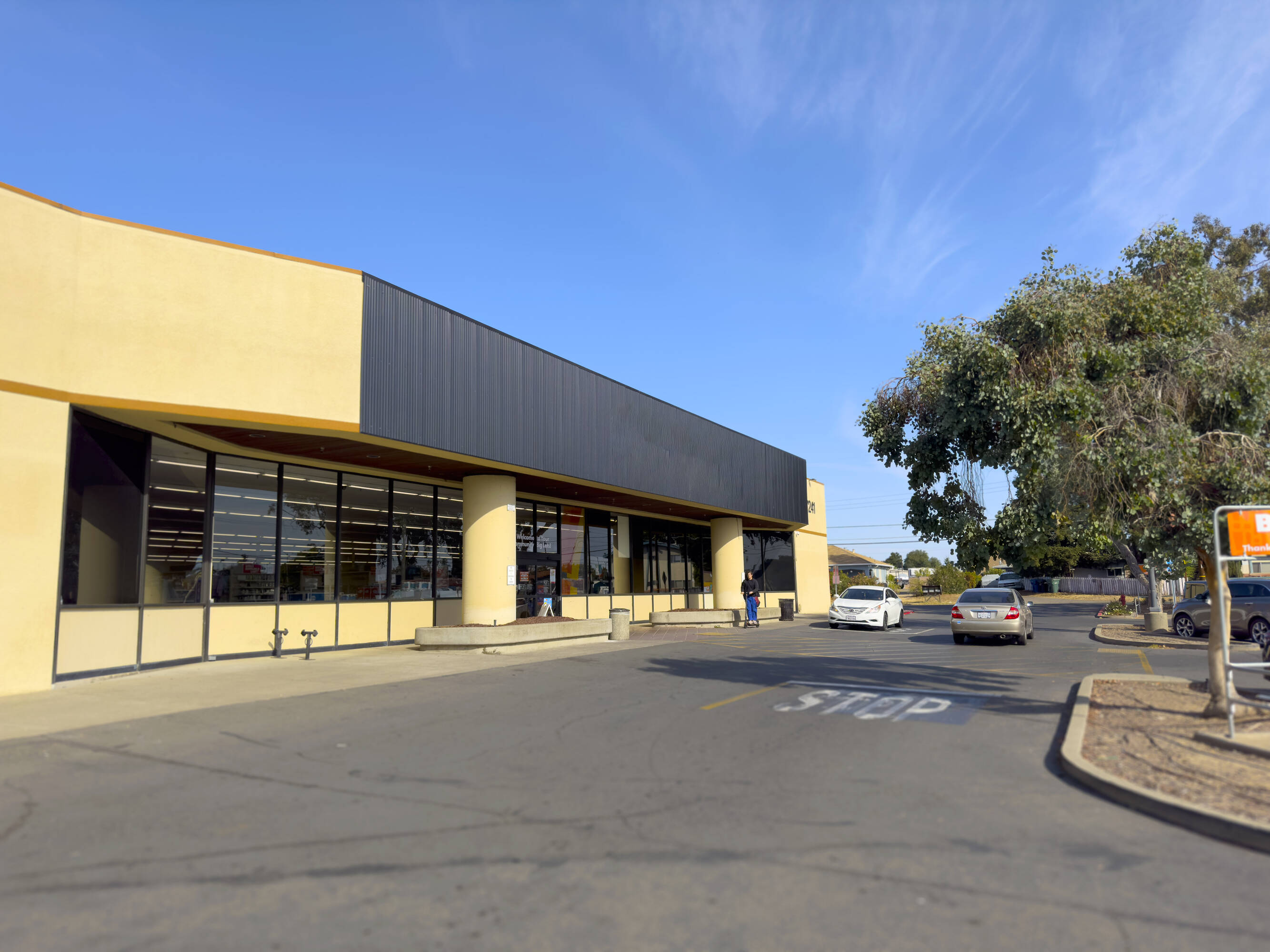 7241 Fair Oaks Blvd, Carmichael, CA 95608 | Crexi.com