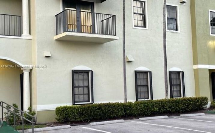 17900 NW 5th St # 105, Pembroke Pines, FL 33029 | Crexi.com