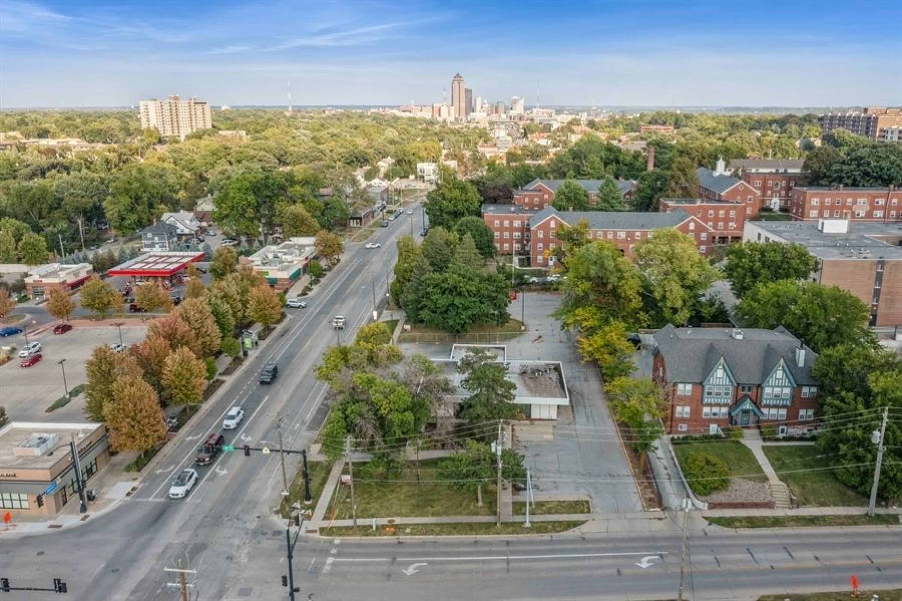 3422 & 3404 INGERSOLL AVE Des Moines IA 50312-3916 APN: 782406454003 ...