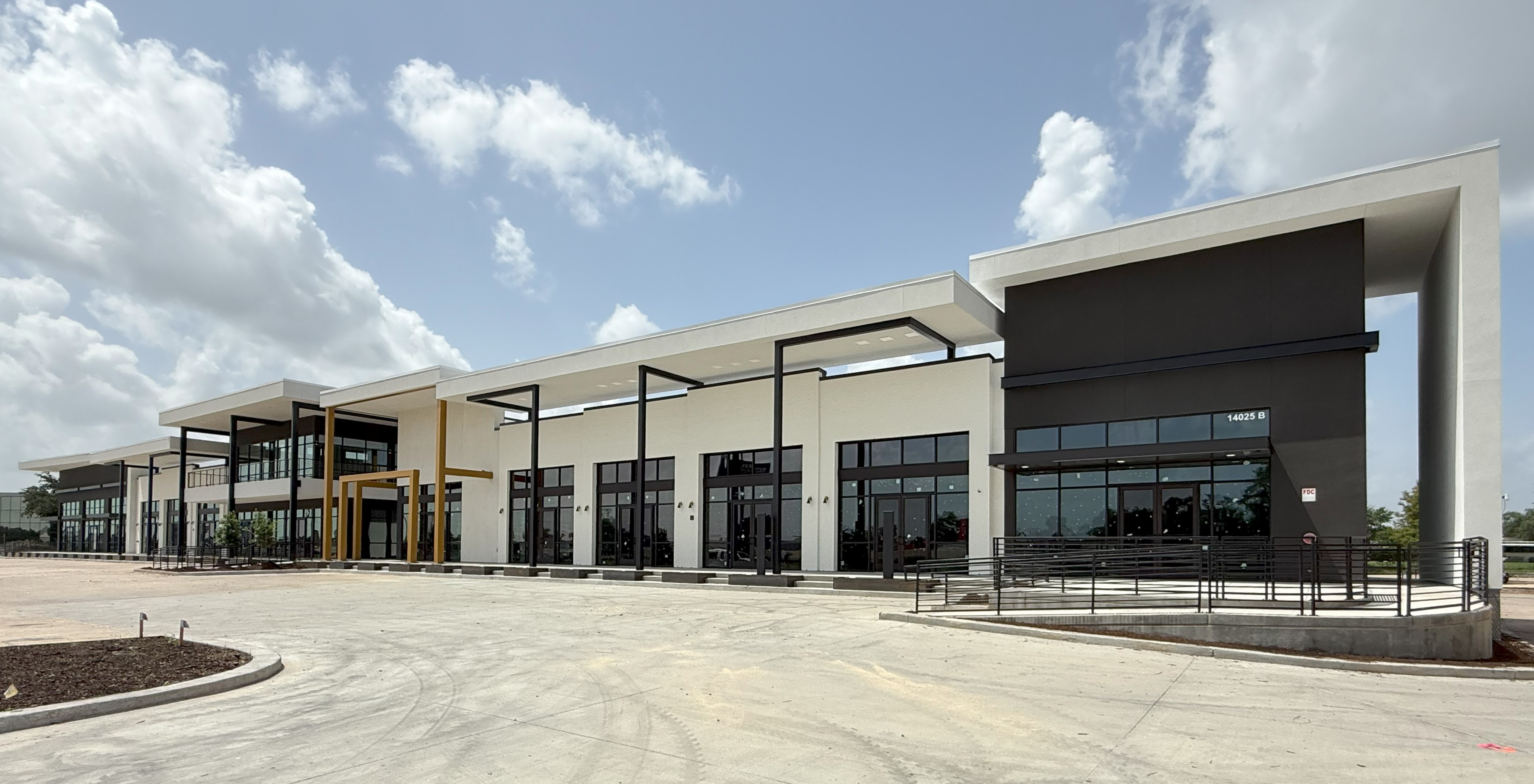 14025 Northwest Fwy, Houston, TX 77040 | Crexi.com