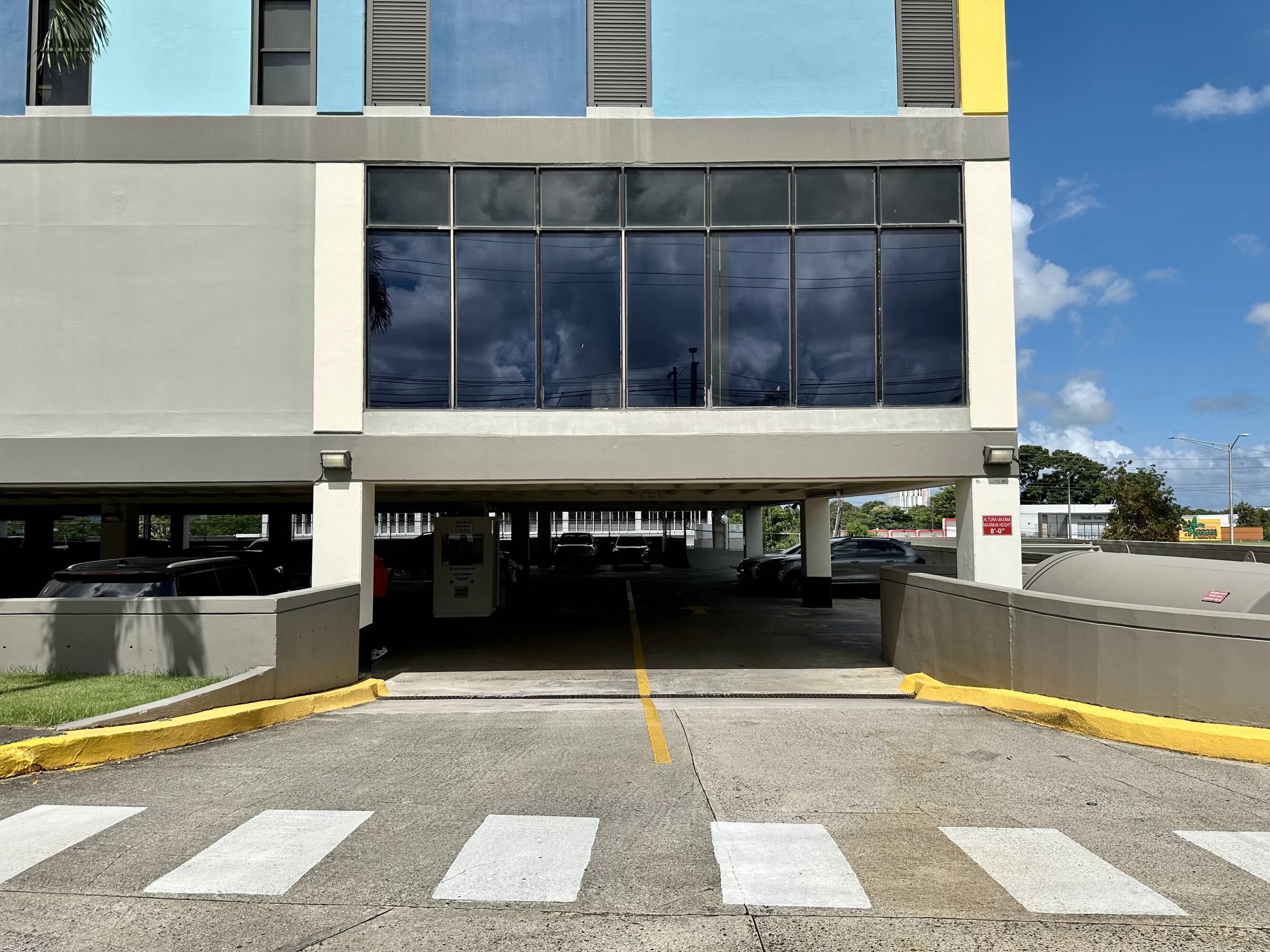 NUM 1590 SANTURCE, AVE PONCE DE LEON San Juan PR 00926 APN: 086-079-028 ...