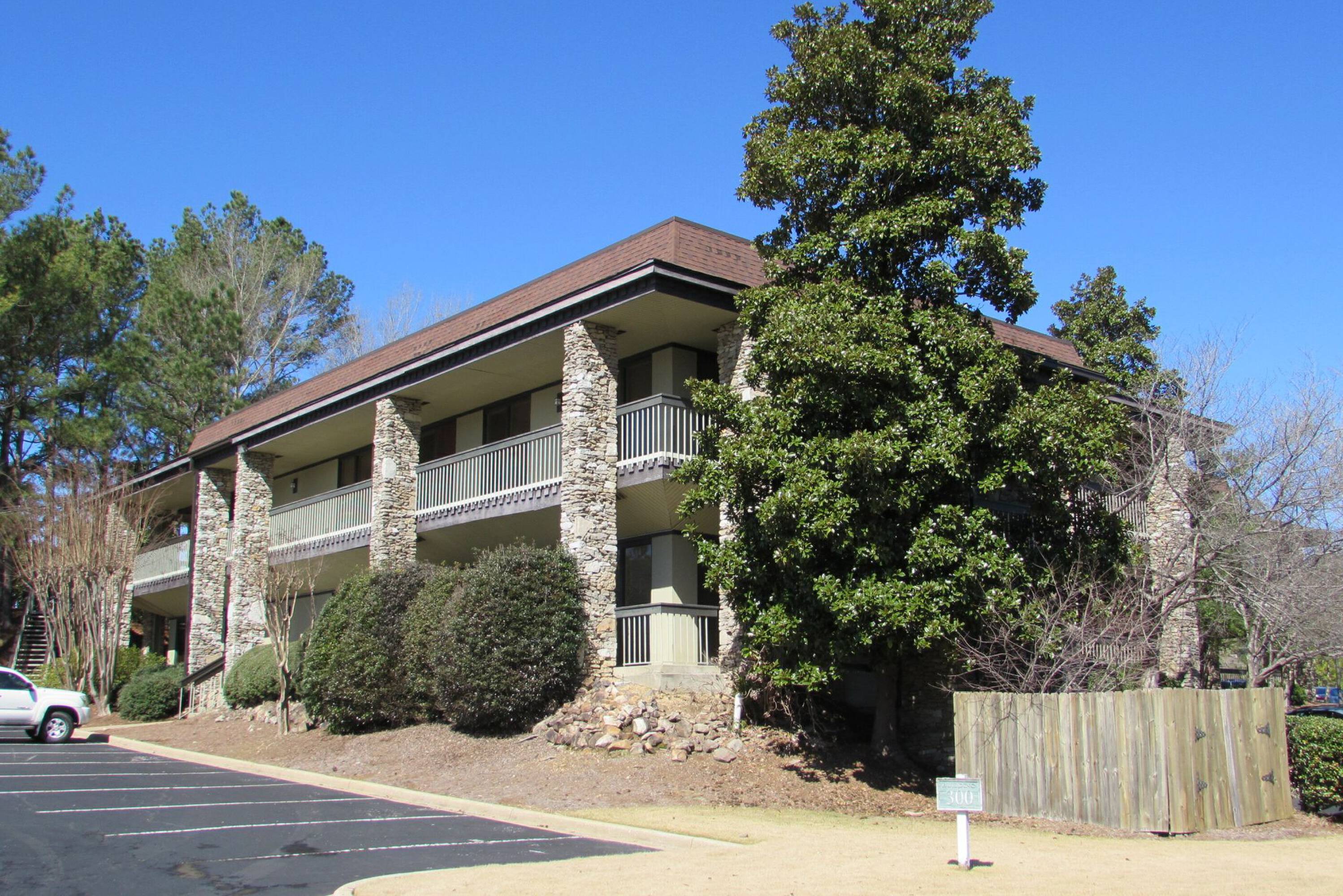 200 Cahaba Park Cir, Birmingham, AL 35242 | Crexi.com