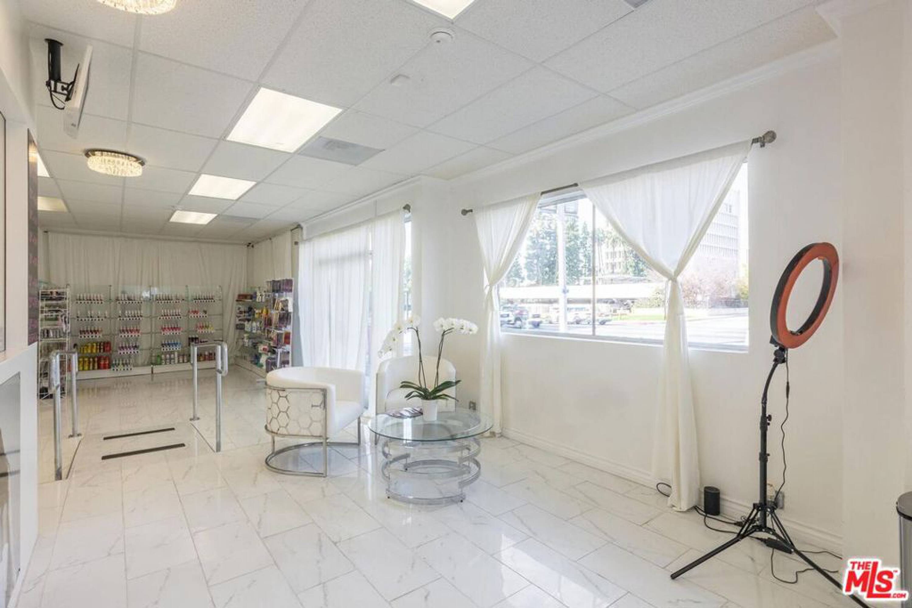 130 E Manchester Blvd, Inglewood, CA 90301 | Crexi.com
