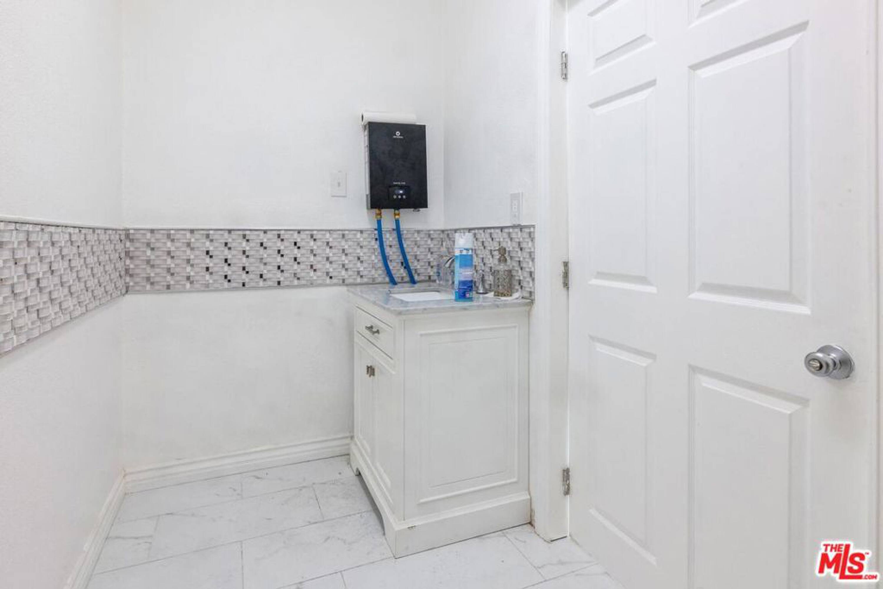 130 E Manchester Blvd, Inglewood, CA 90301 | Crexi.com