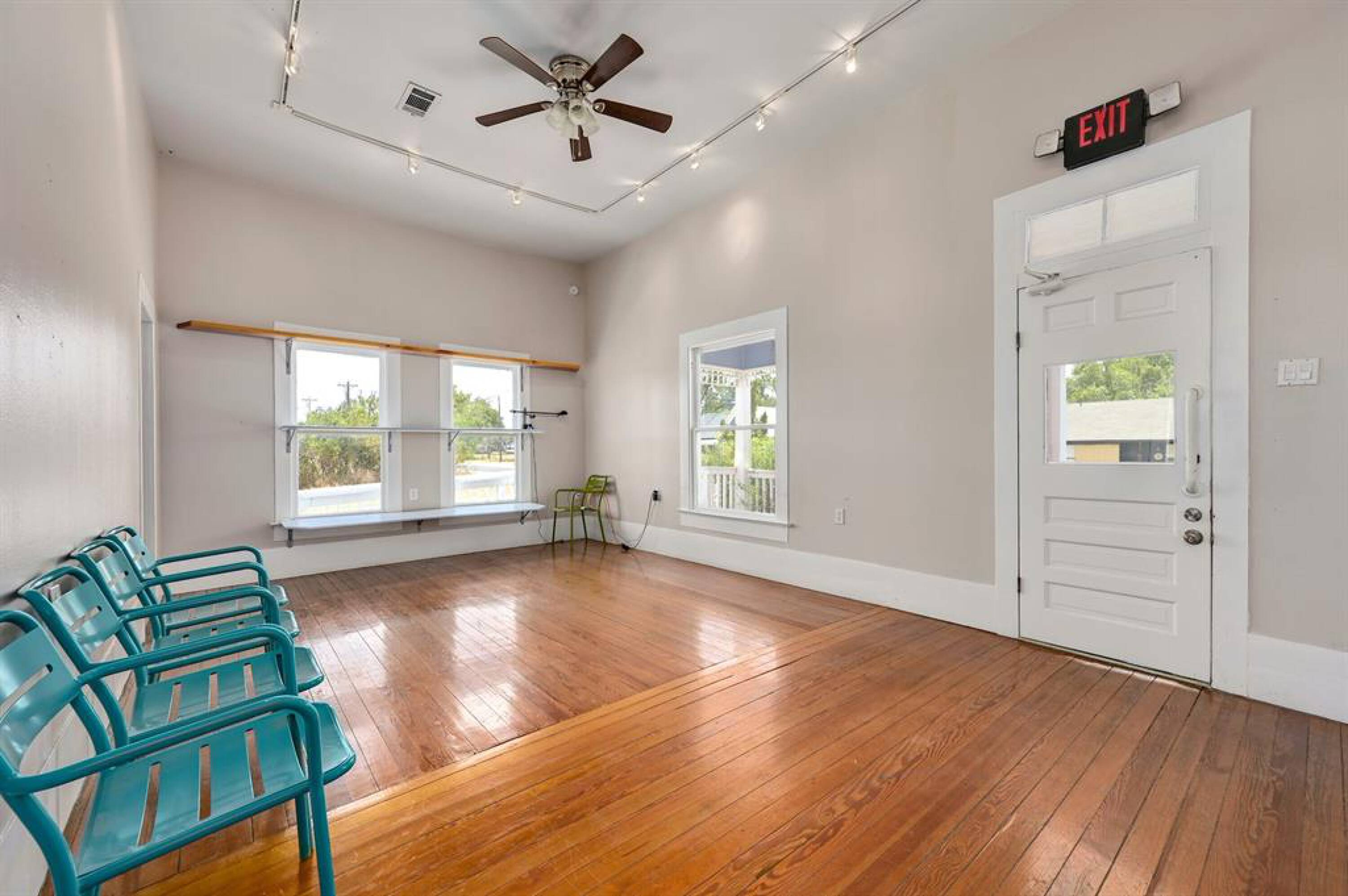 200 N Gabriel St, Leander, TX 78641 | Crexi.com