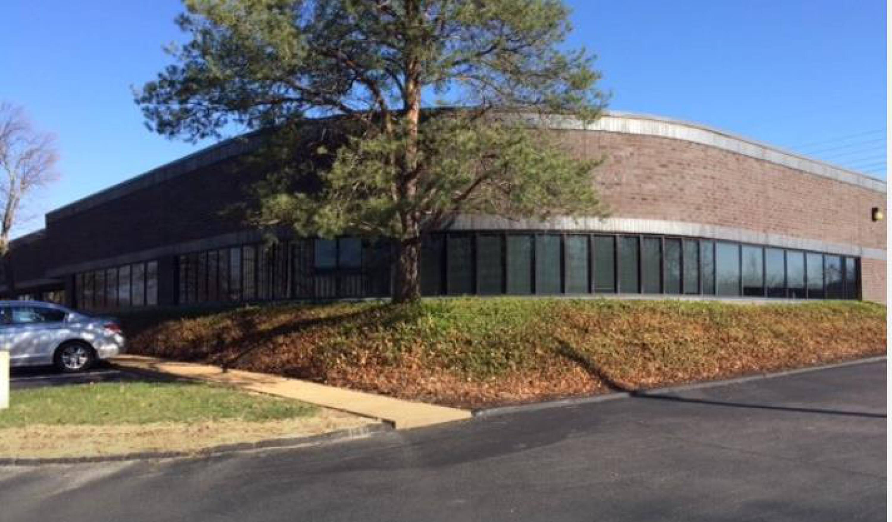 1884 Lackland Hill Parkway, St. Louis, MO 63146 | Crexi.com