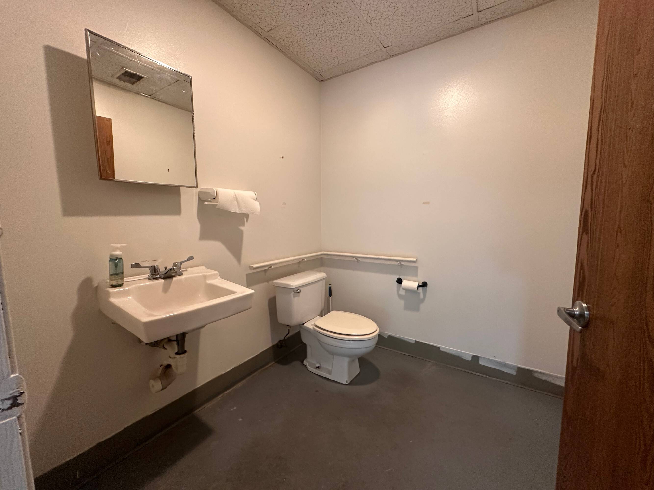 675 Cooper, Monroe, MI 48161 | Crexi.com