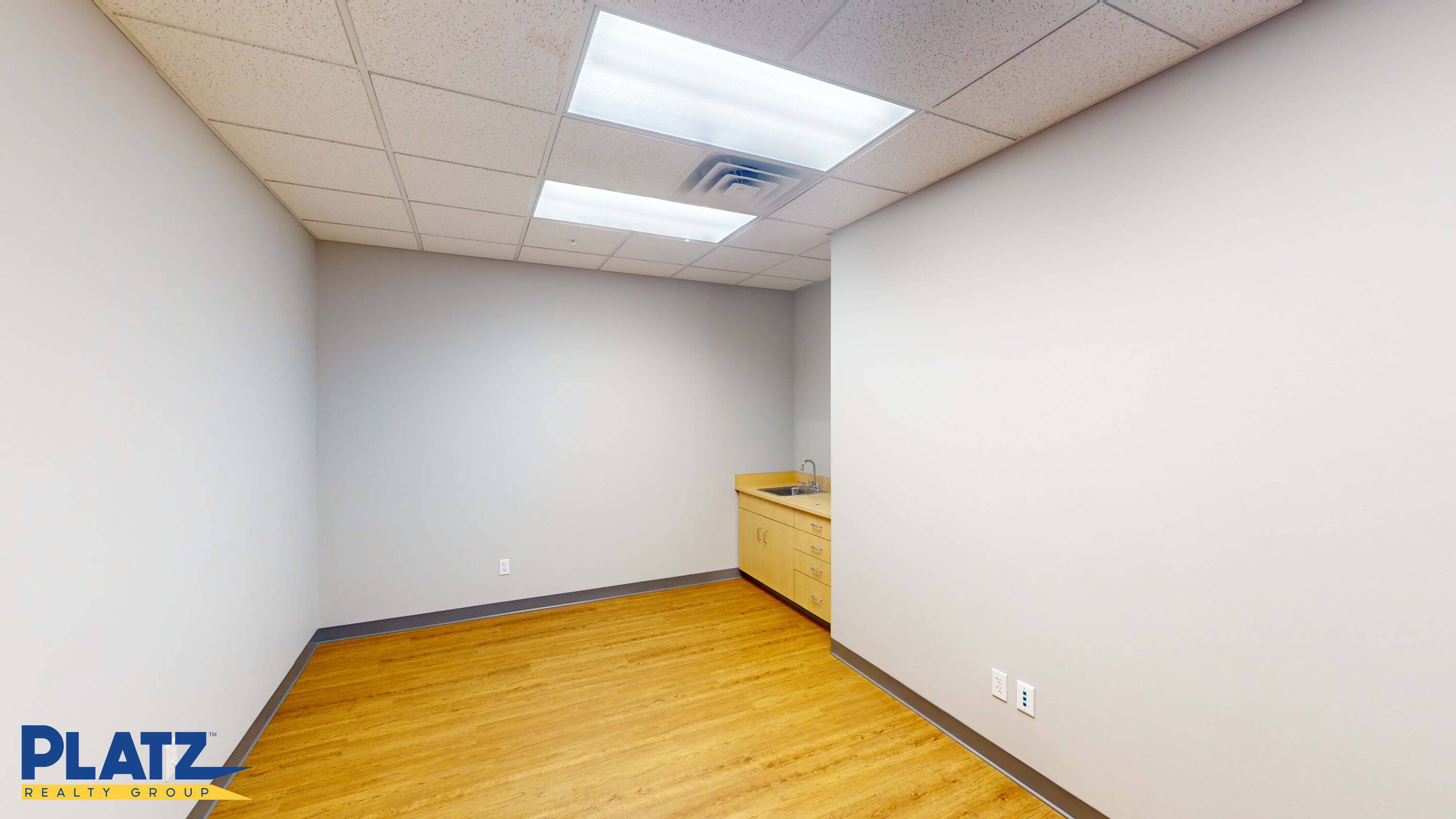 1950 Niles Cortland Rd NE, Warren, OH 44484 | Crexi.com