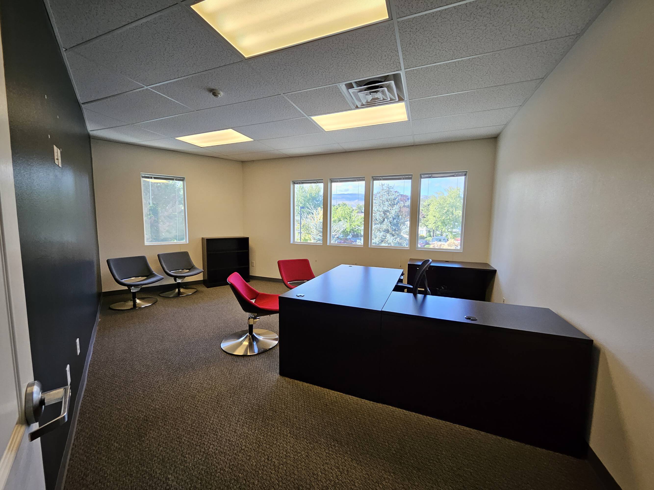 5605 Riggins Ct, Reno, NV 89502 | Crexi.com