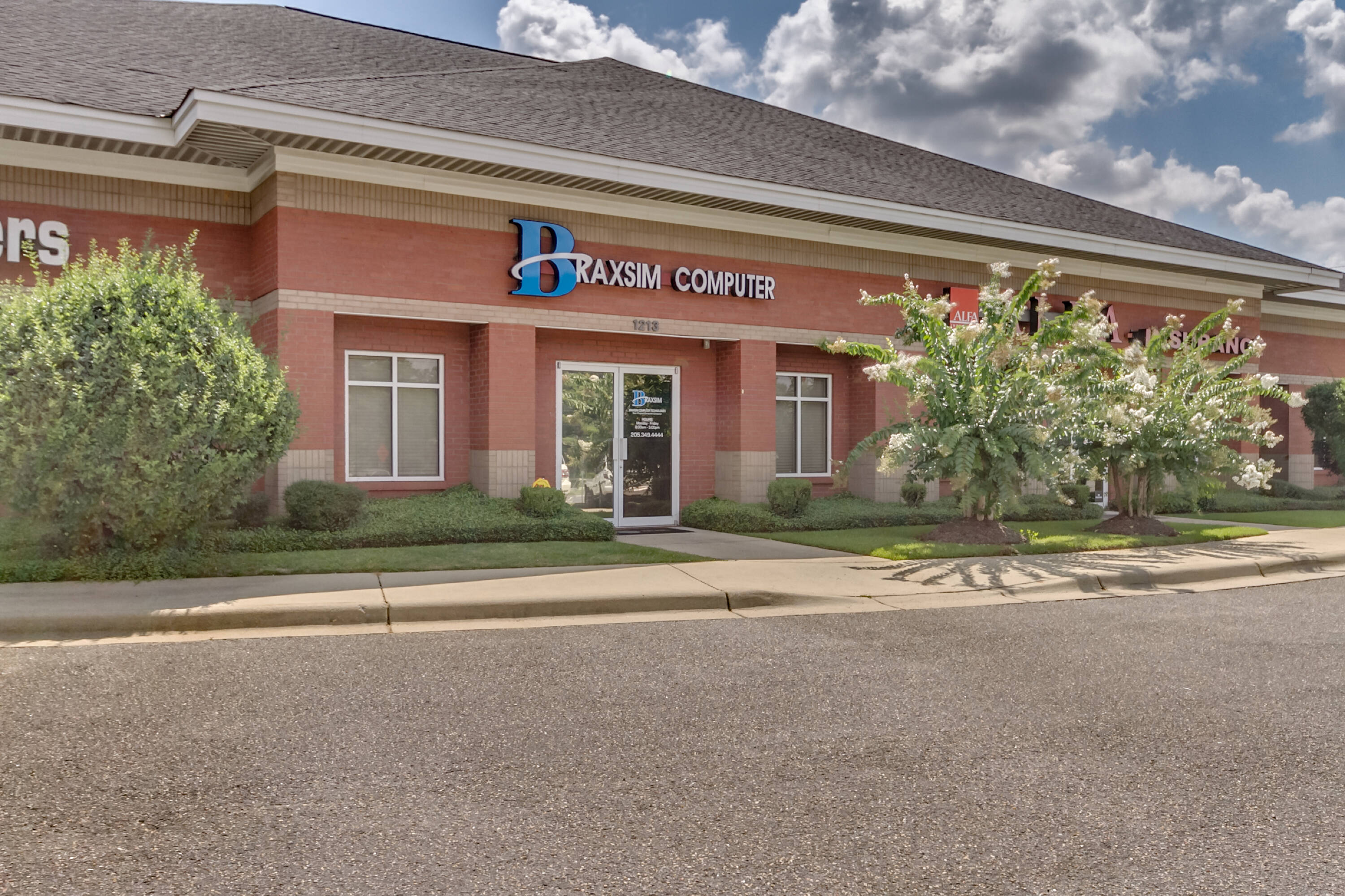 1213 Lurleen B Wallace Blvd, Northport, AL 35476 | Crexi.com