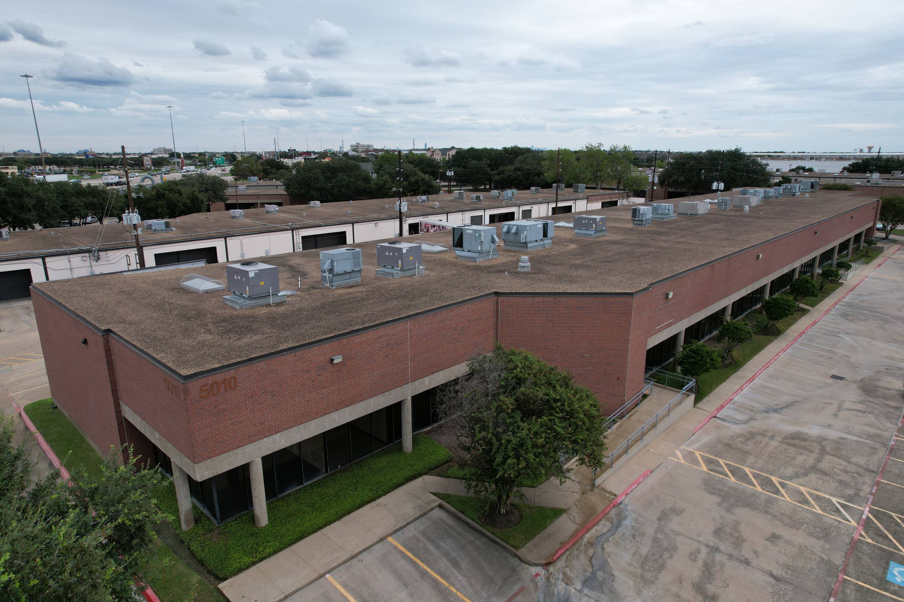 5010 Wright Rd, Stafford, TX 77477 | Crexi.com