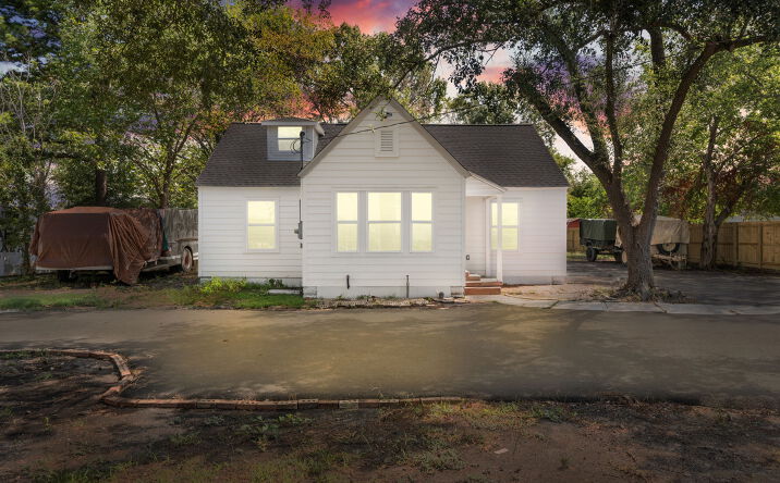 7718 Bayway Dr, Baytown, TX 77520 | Crexi.com