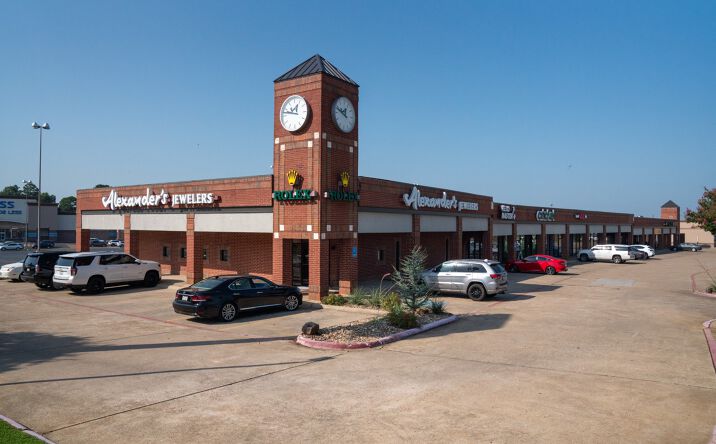 3711 Mall Dr, Texarkana, TX 75501 | Crexi.com