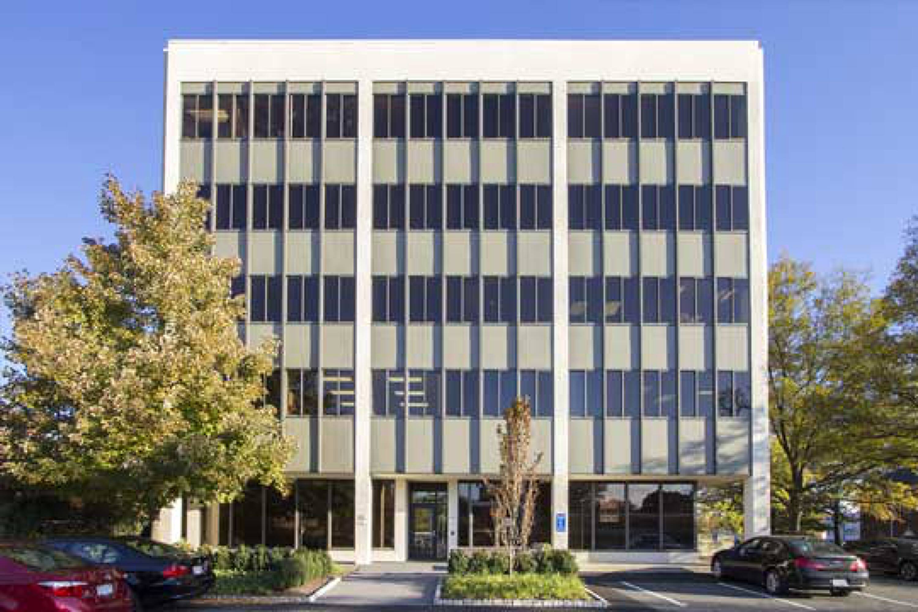 150 S Washington St, Falls Church, VA 22046 | Crexi.com