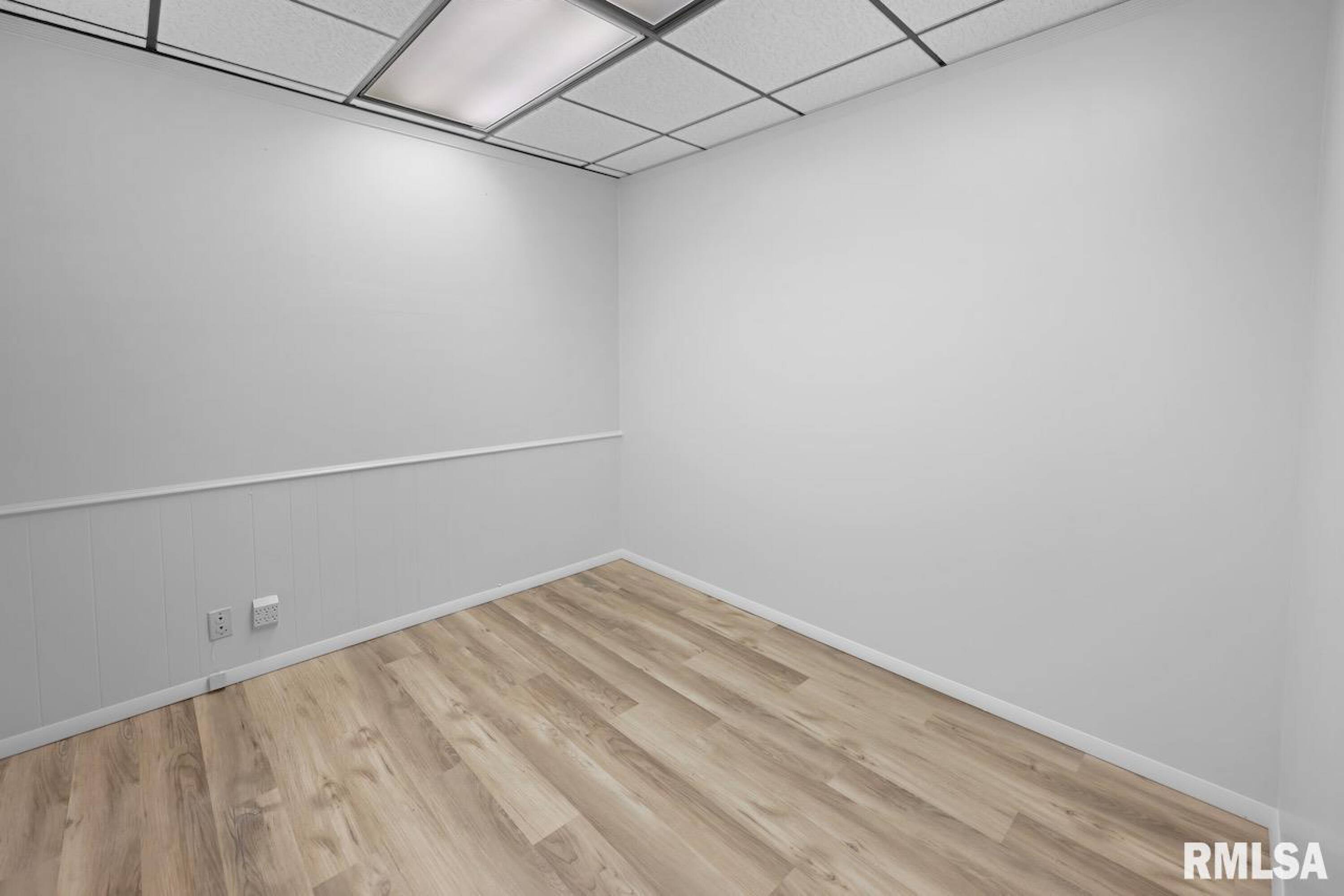 4700 N PROSPECT Road, Peoria Heights, IL 61616 | Crexi.com