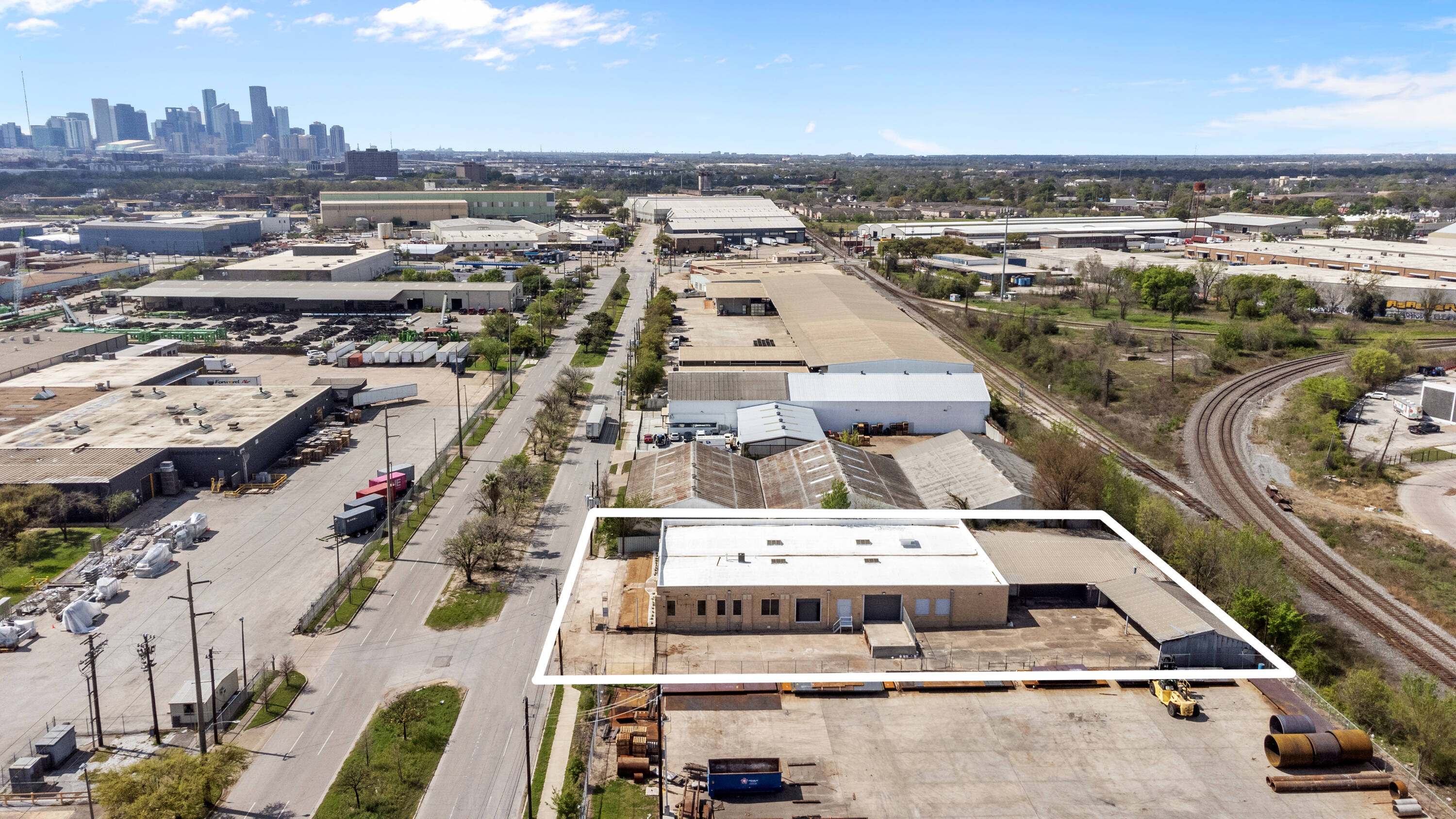 5611 Clinton Dr, Houston, TX 77020 | Crexi.com