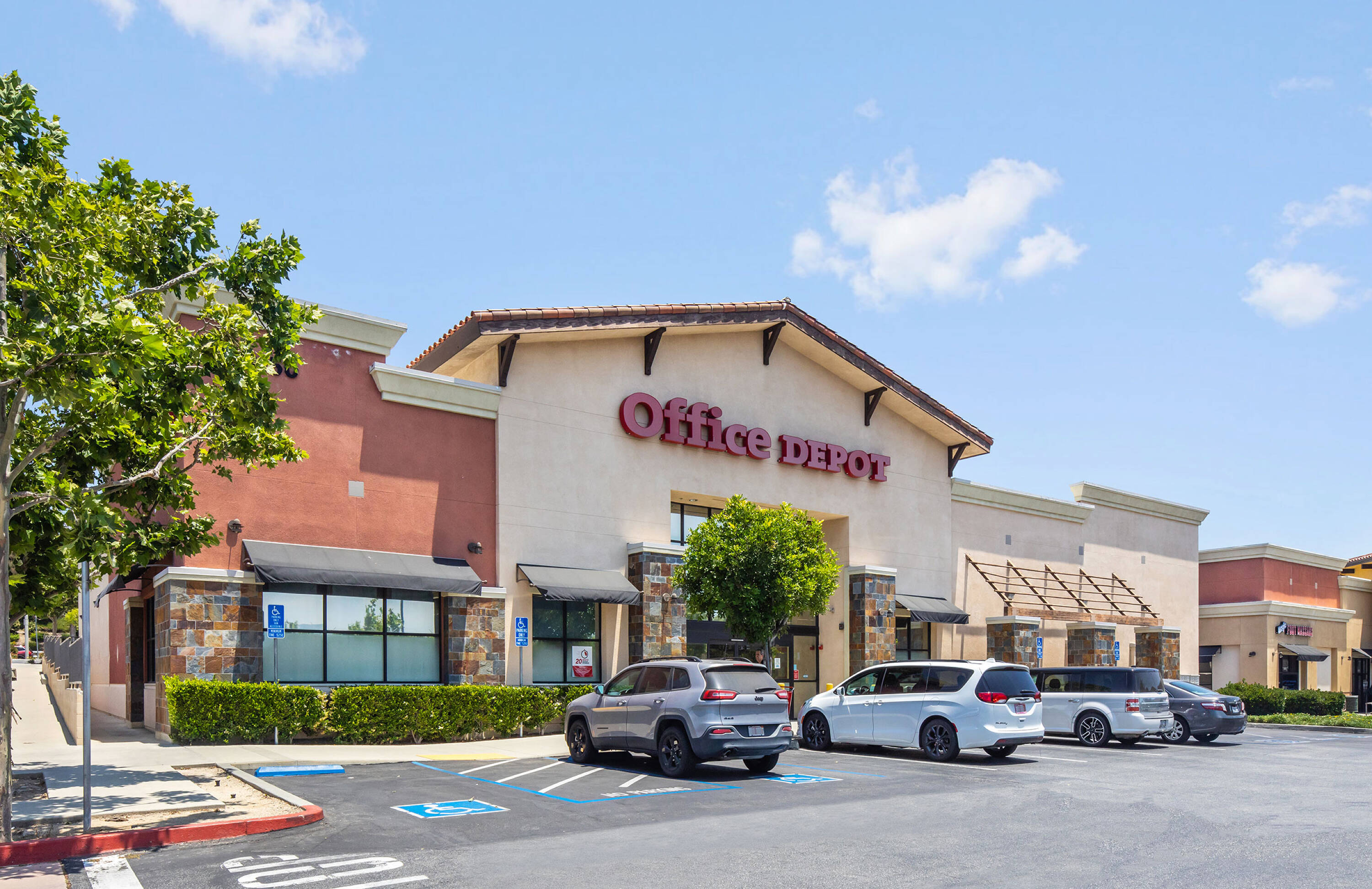 28120 Newhall Ranch Rd, Santa Clarita, CA 91355 | Crexi.com