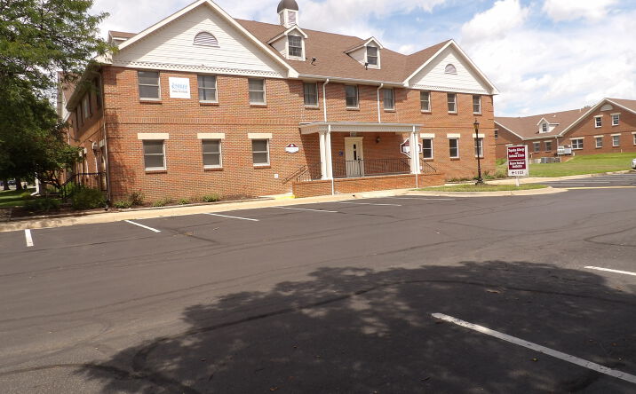 1123 SW Gage Blvd, Topeka, KS 66604 | Crexi.com