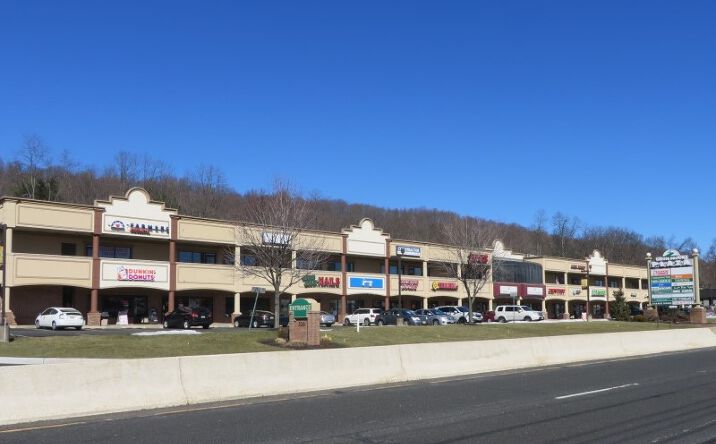 326 US-22, Green Brook Township, NJ 08812 | Crexi.com