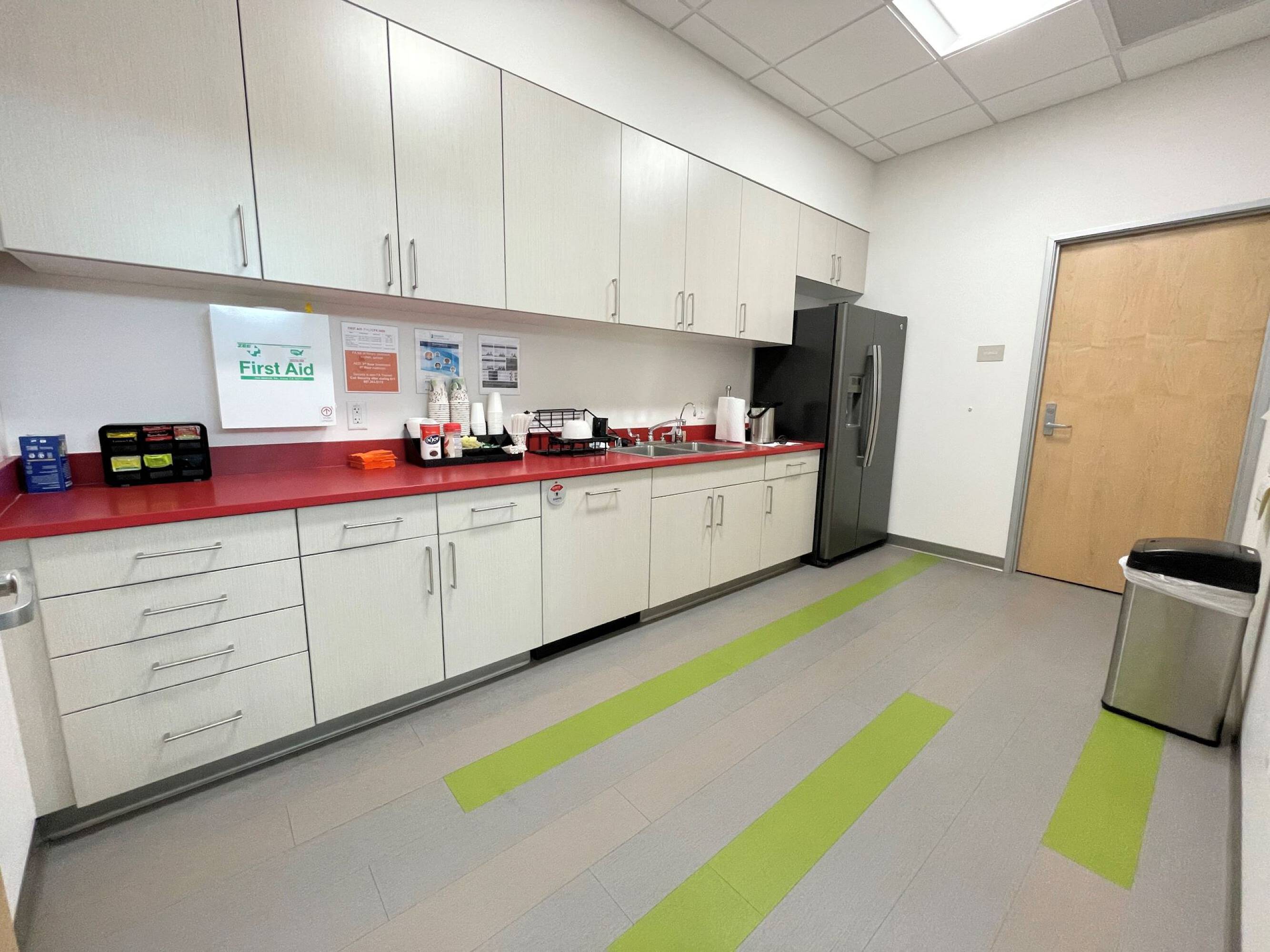 725 E Fireweed Ln, Anchorage, AK 99503 | Crexi.com